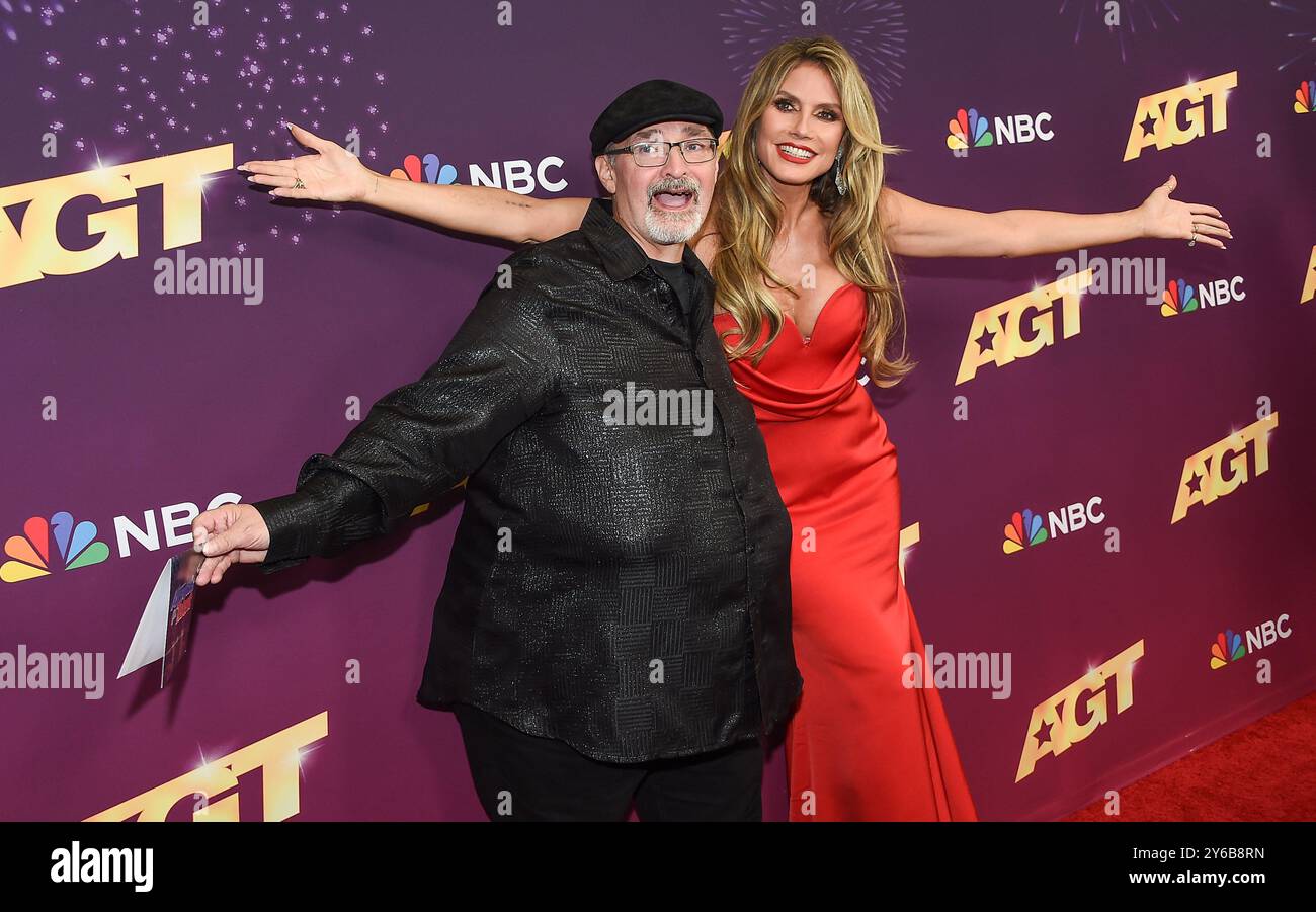 Pasadena, USA. 24th Sep, 2024. Richard Goodall and Heidi Klum backstage ...