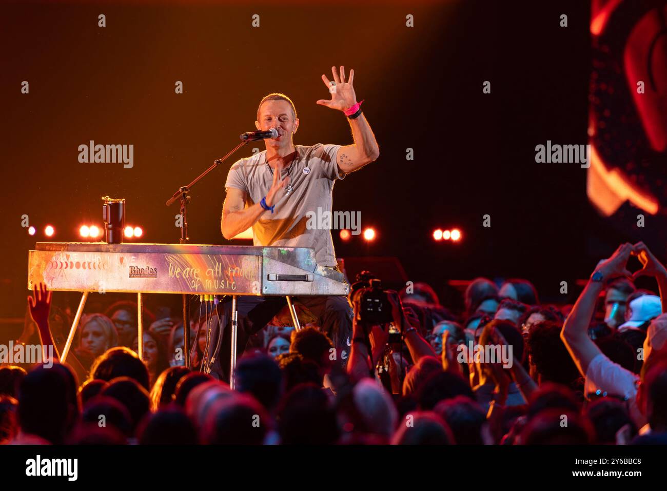Las Vegas, United States. 21st Sep, 2024. Chris Martin of Coldplay ...