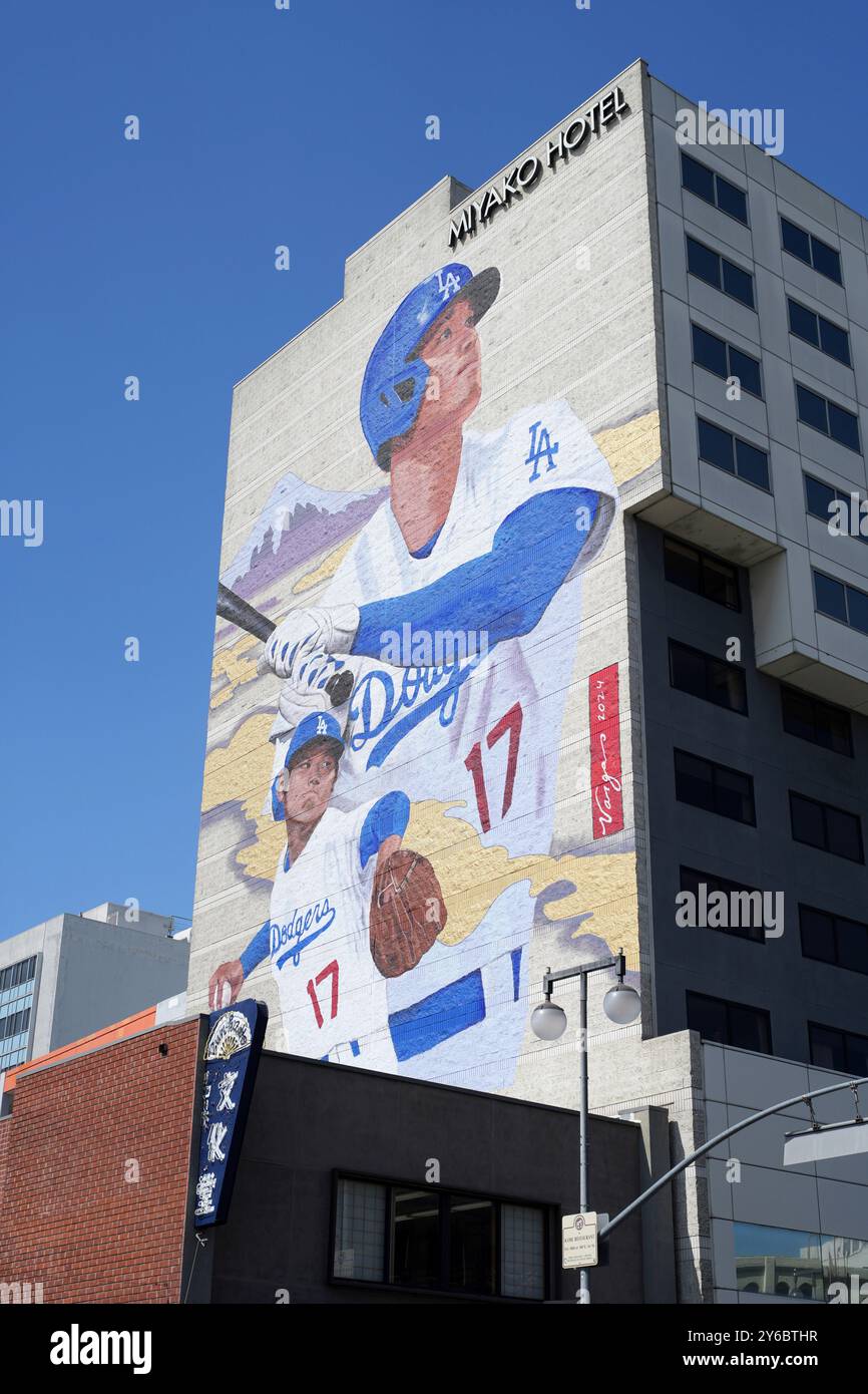 A mural of Los Angeles Dodgers player Shohei Ohtani on the side of the ...