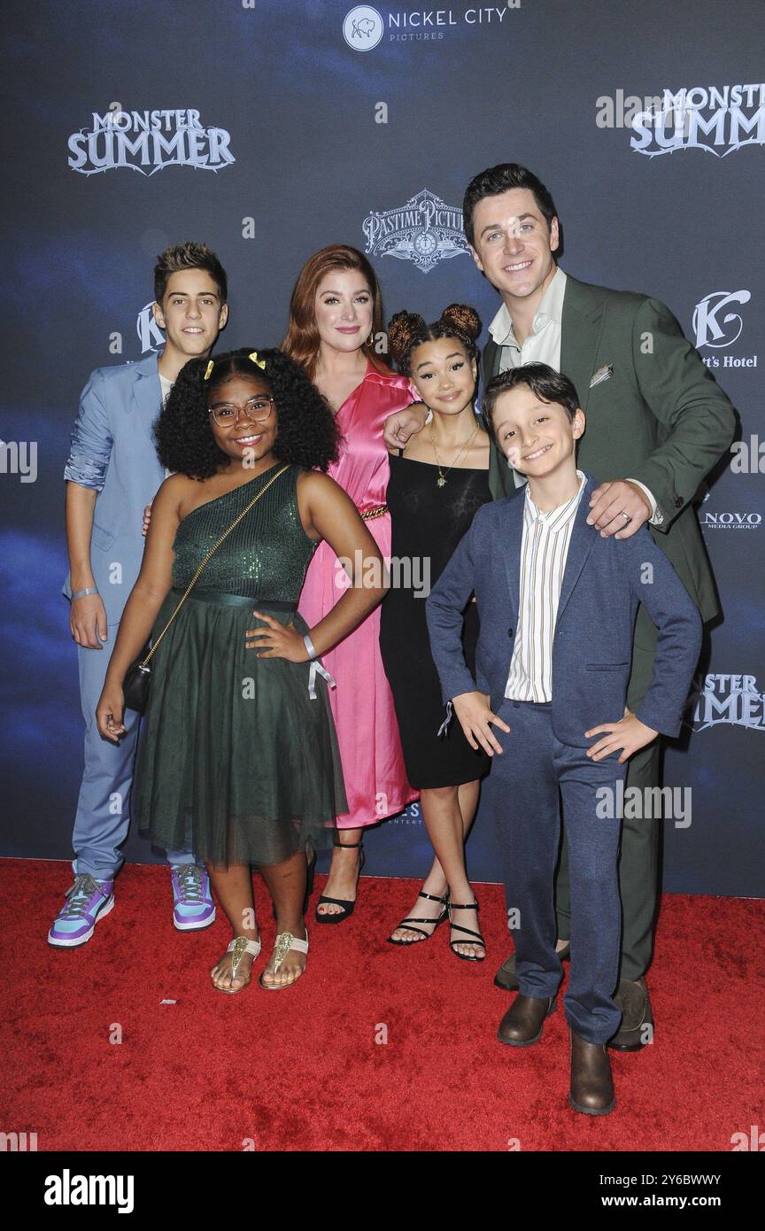 David Henrie, Mimi Gianopolis, Taylor Cora, Max Matenko, Alkaio Thiele ...