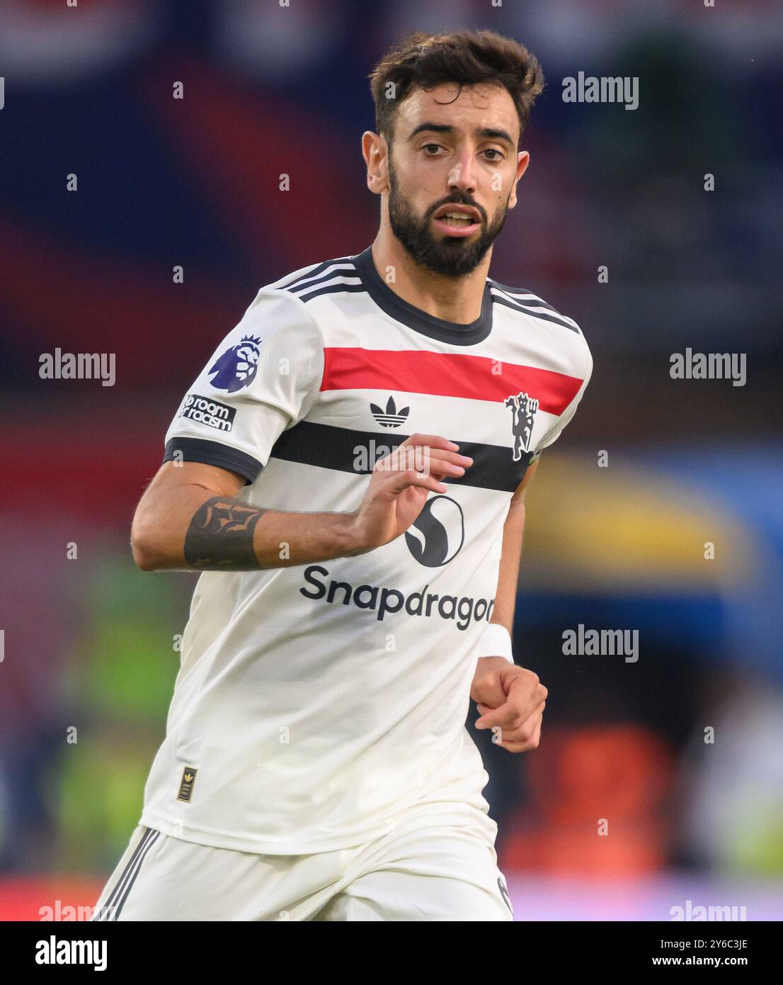 Bruno fernandes manchester united 2024 hi-res stock photography and ...