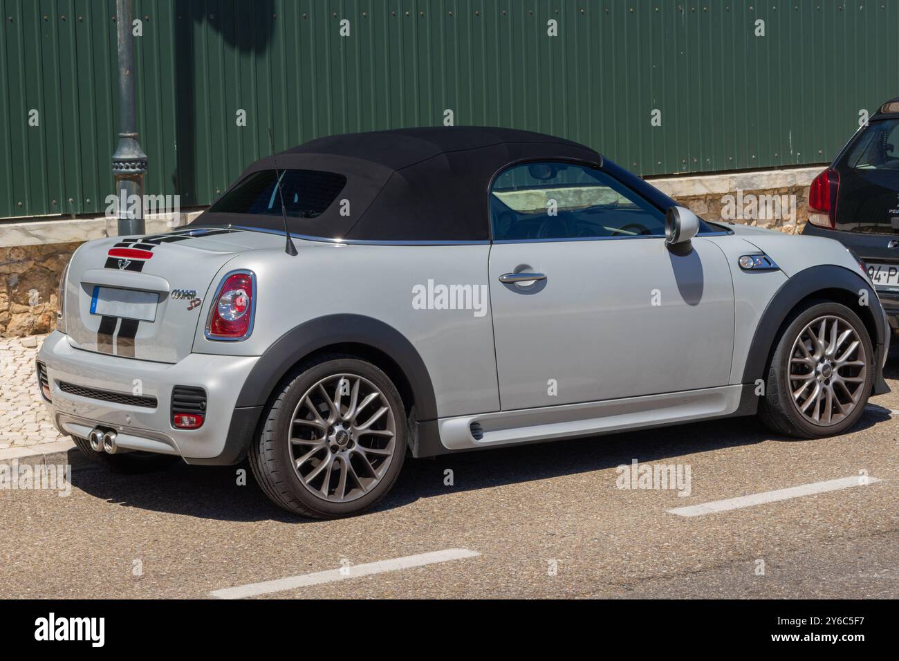 Silver mini cooper cabrio hi-res stock photography and images - Alamy