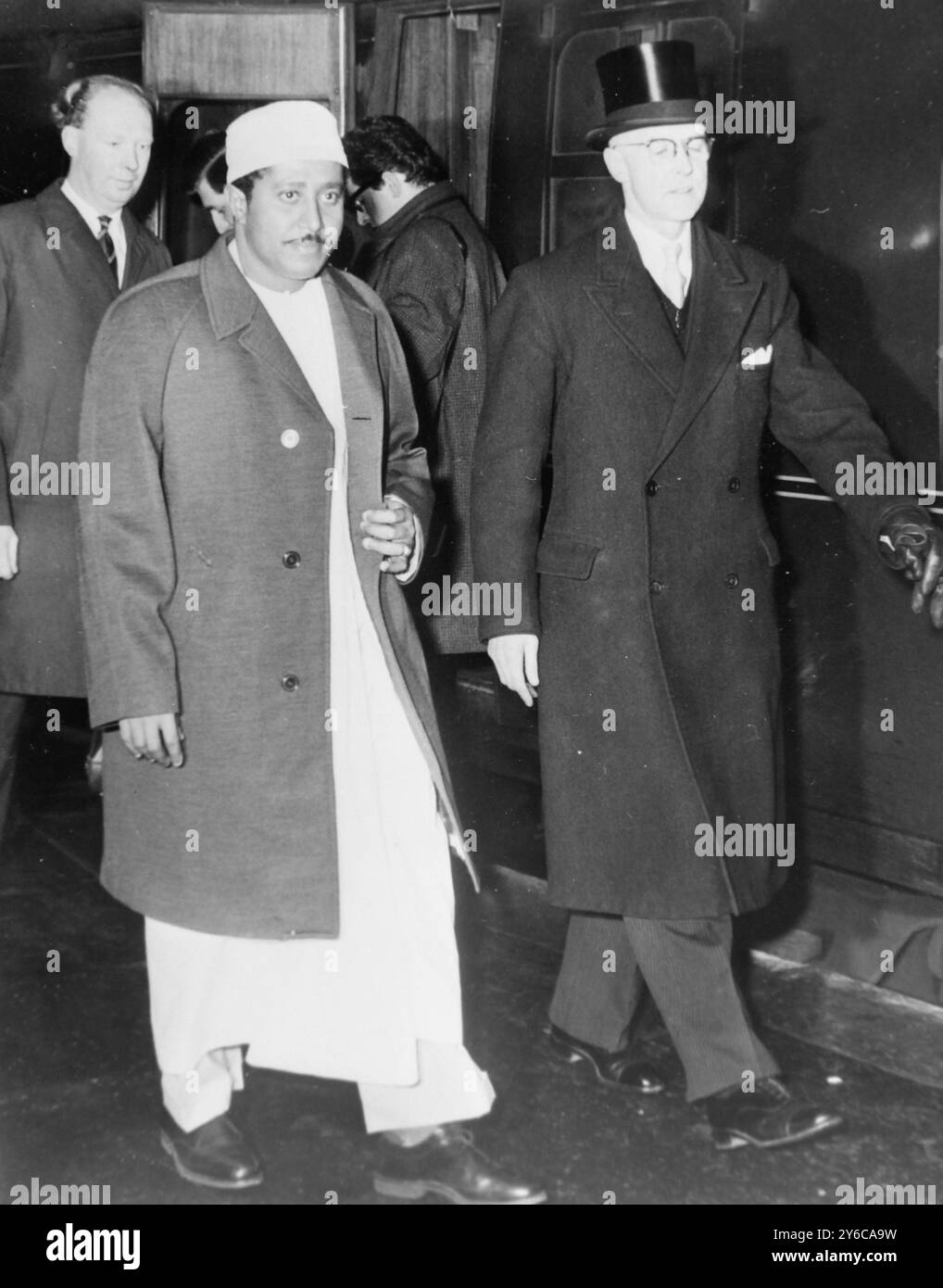 SULTAN OF ZANZIBAR SEYYID JAMSHID BIN ABDULLAH ARRIVES IN LONDON ; 20 ...