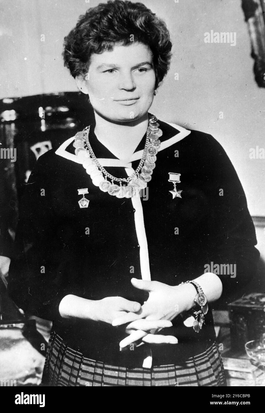VALENTINA TERESHKOVA COSMONAUT IN MOSCOW / ; 13 JANUARY 1964 Stock Photo - Alamy