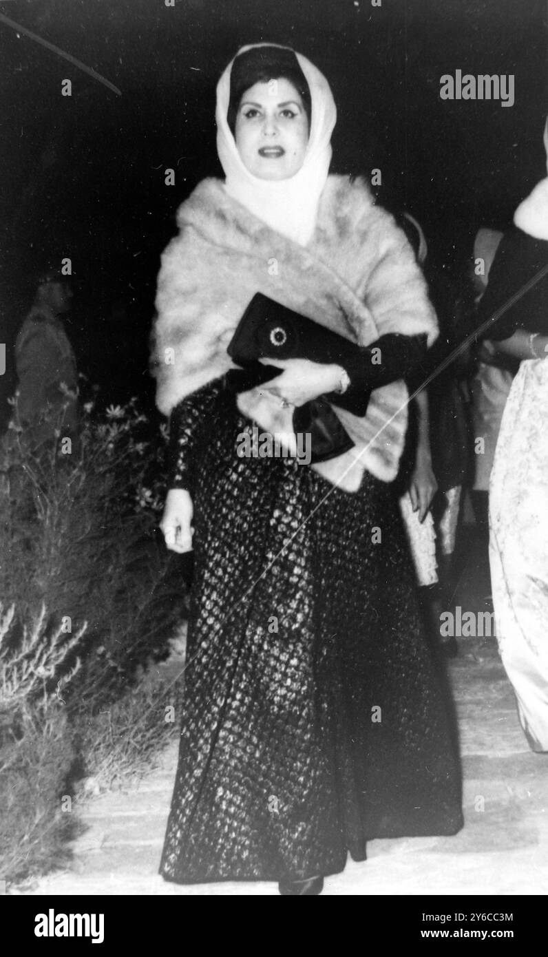 QUEEN ZEIN OF JORDAN FULL LENGTH PICTURE IN AMMAN ; 10 JANUARY 1964 ...