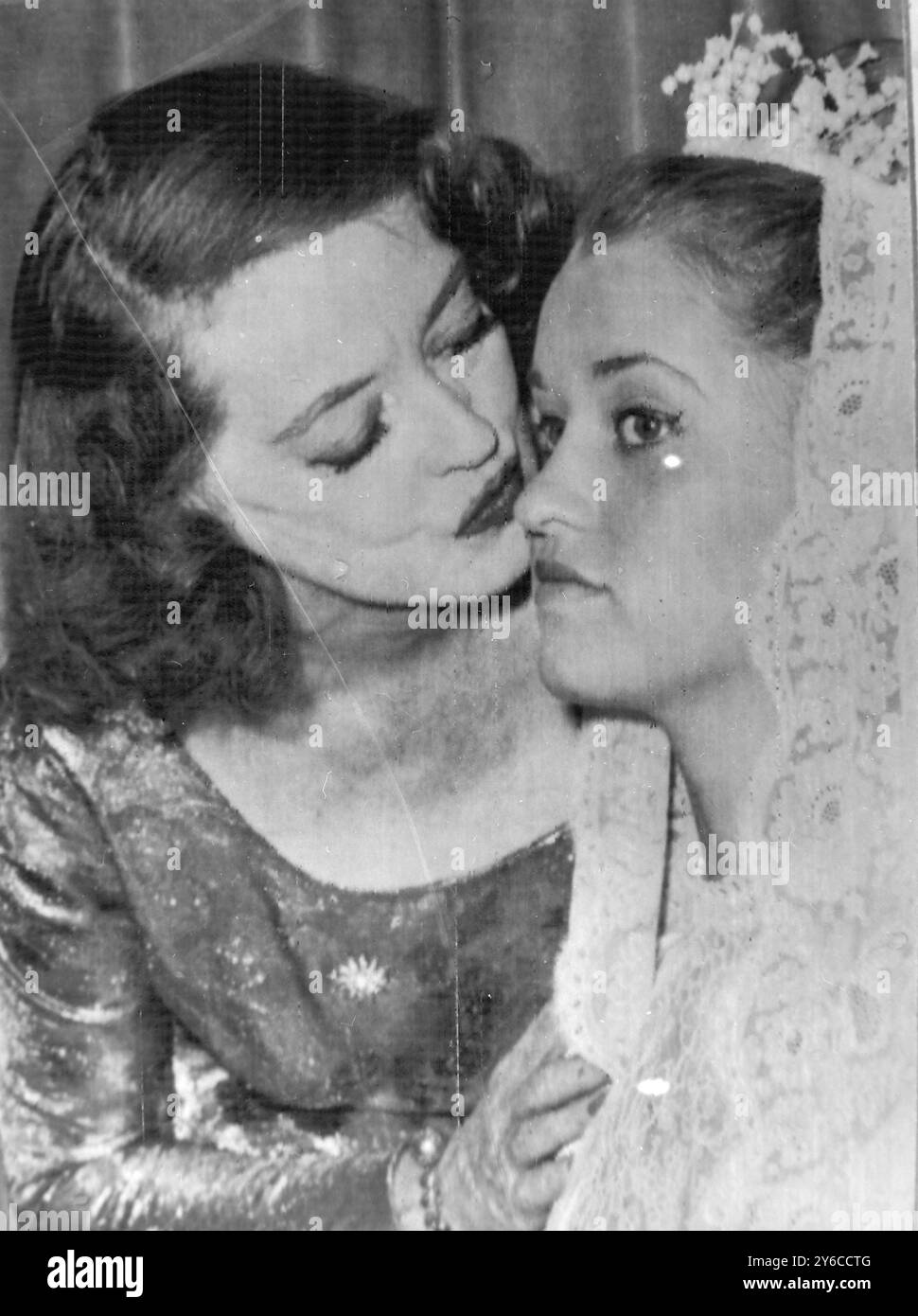 SCREEN STAR BETTE DAVIS WITH DAUGHTER BARBARA AT WEDDING IN BEVERLY ...