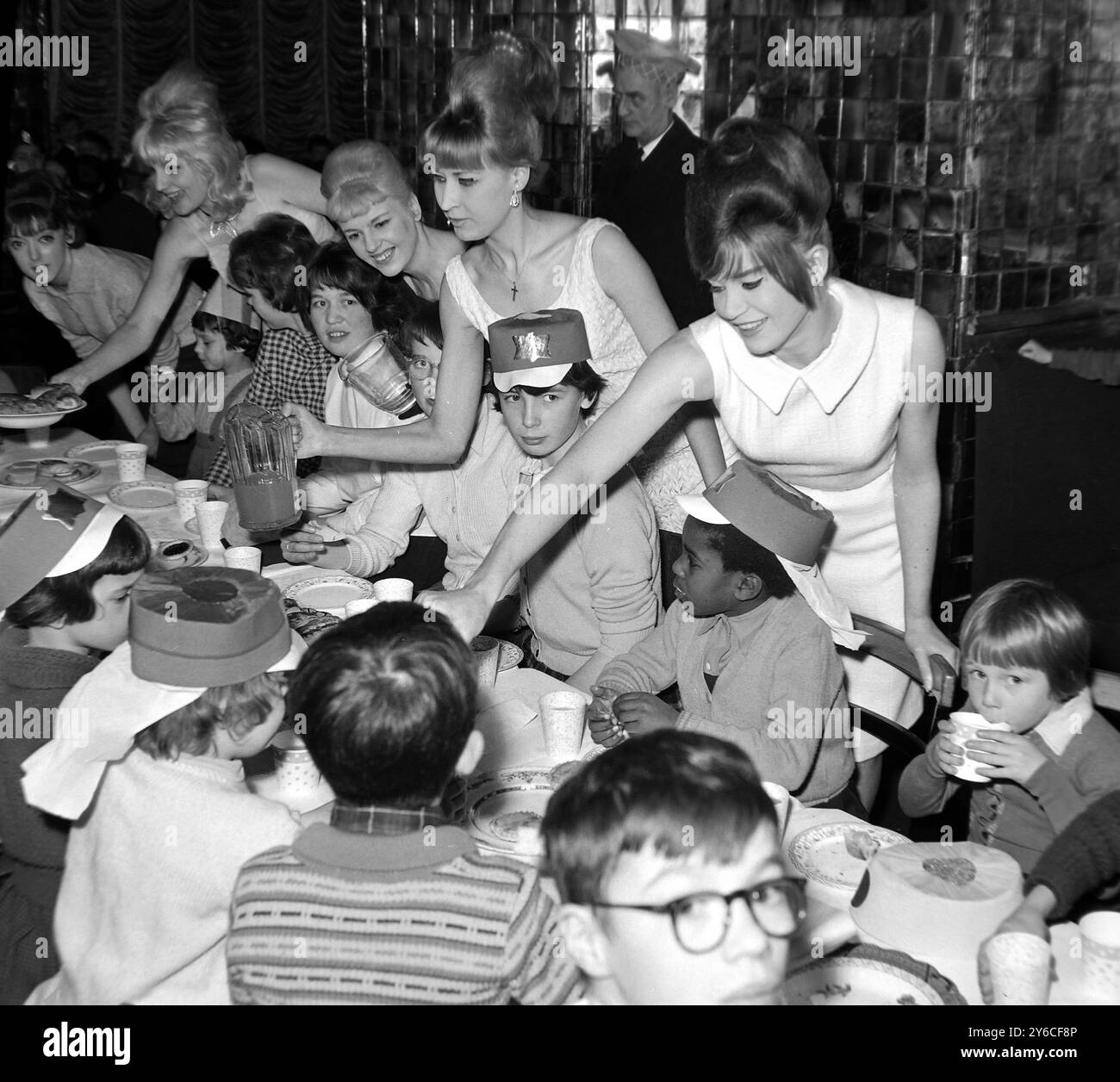 Nightclub london history hi-res stock photography and images - Alamy