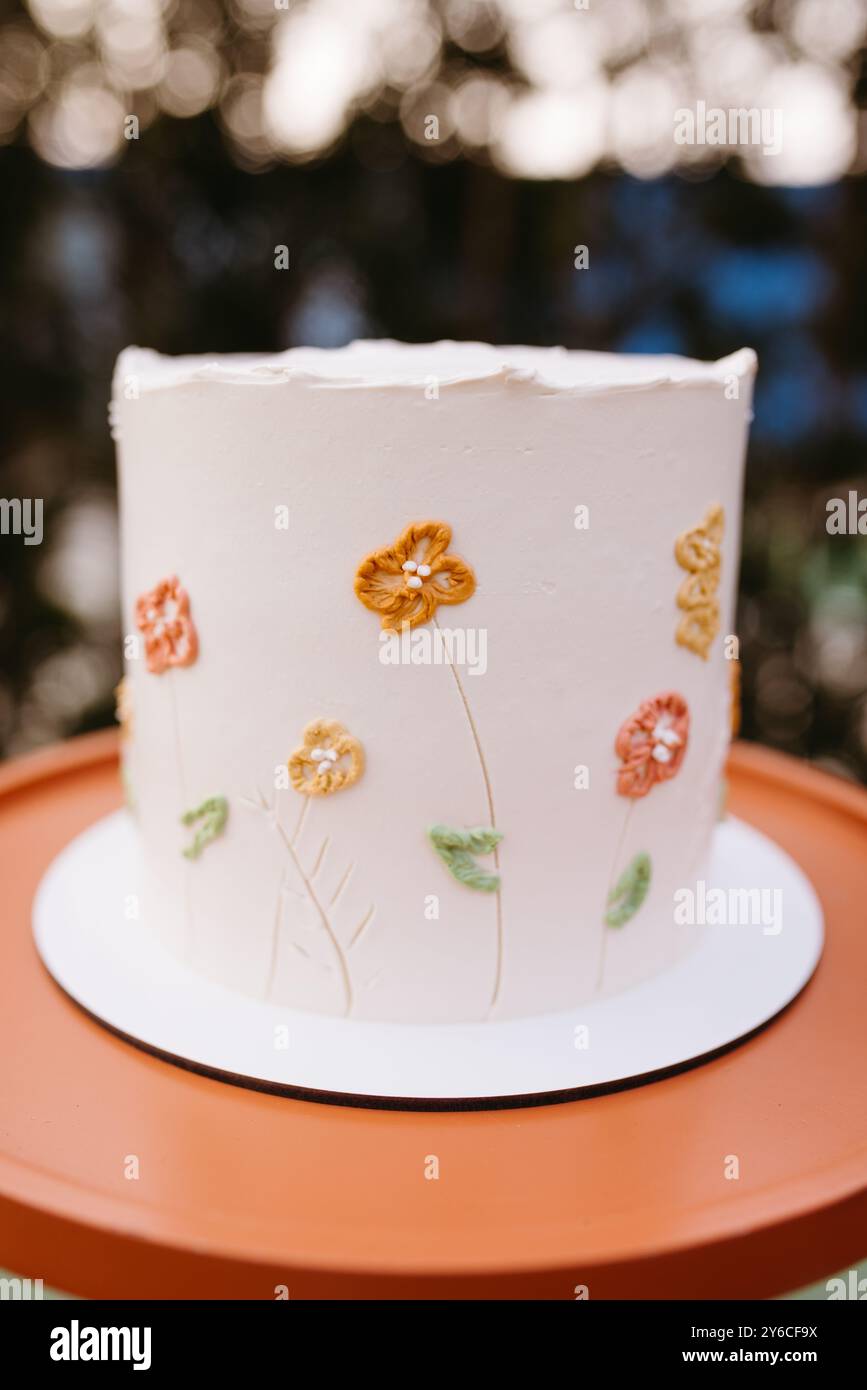 Blurred floral designs hi-res stock photography and images - Alamy