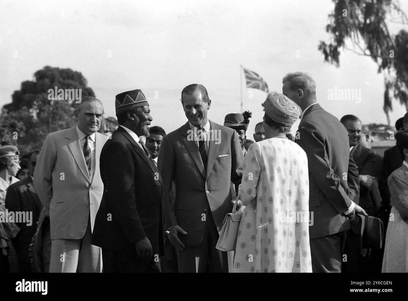 INDEPENDENCE OF KENYA - PRINCE PHILIP WITH AFRICAN LEADER AND PREMIER ...