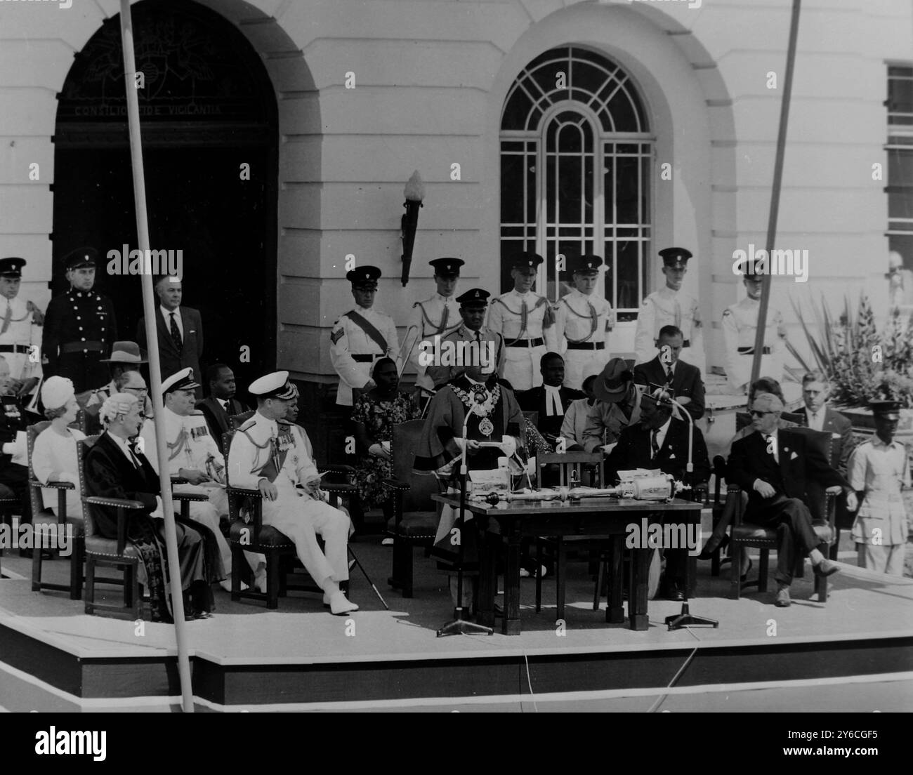 INDEPENDENCE OF KENYA - PRINCE PHILIP WITH AFRICAN LEADER AND PREMIER ...