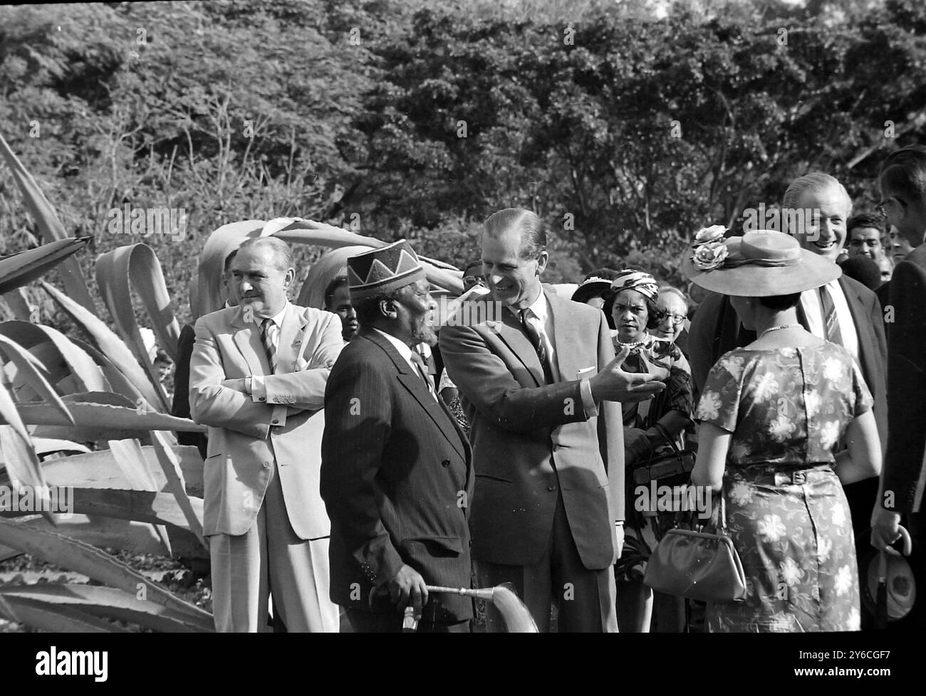 INDEPENDENCE OF KENYA - PRINCE PHILIP WITH AFRICAN LEADER AND PREMIER ...