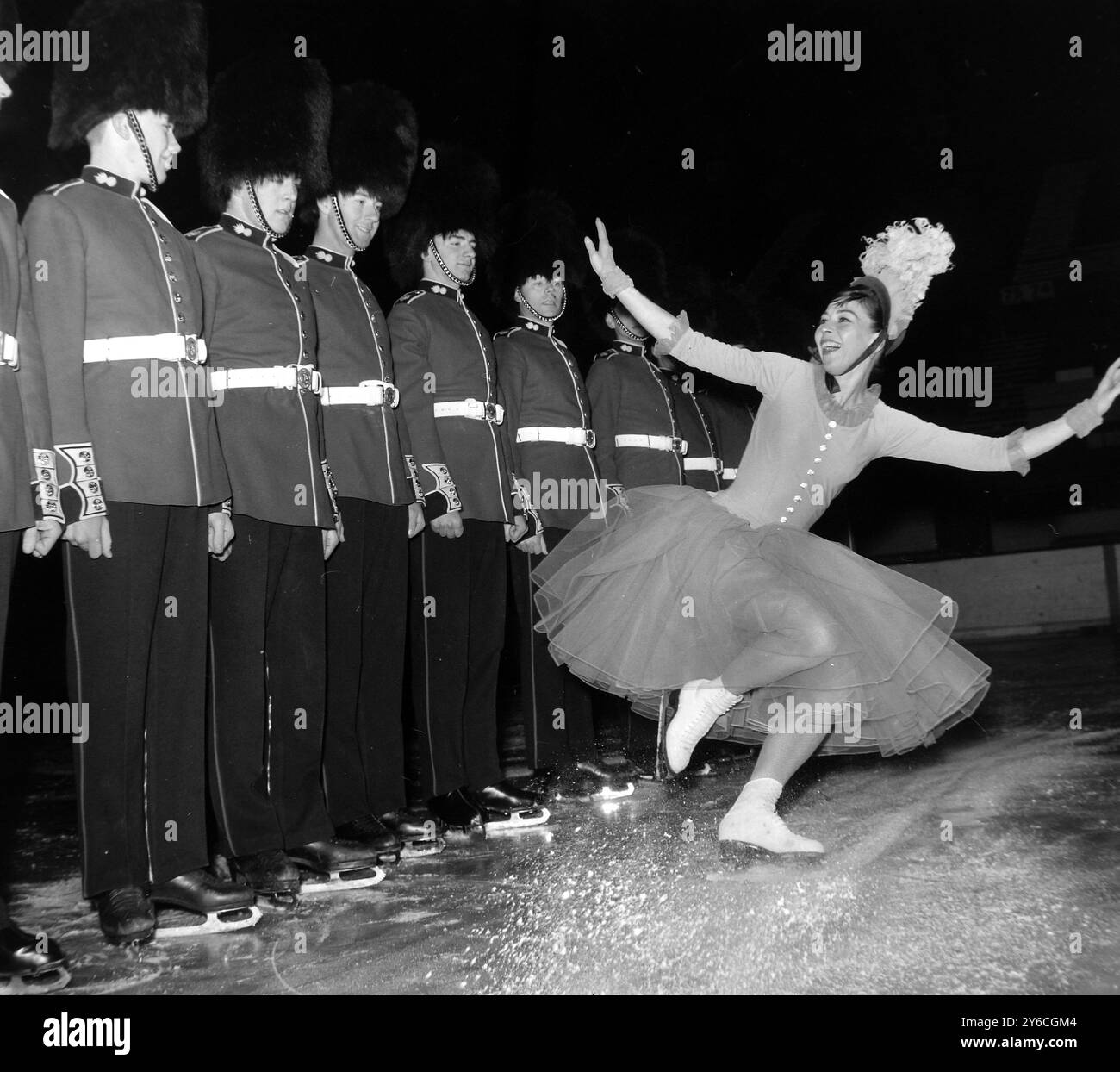 JINX CLARK ACTRESS AS PRINCESS AOUDA IN LONDON / ; 11 DECEMBER 1963 ...
