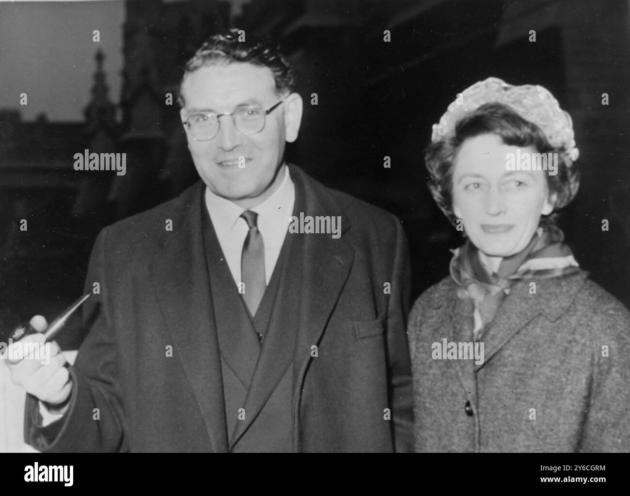 CONSERVATIVE MP MR STAINTON AT THE HOUSE OF COMMONS WITH WIFE ANNE ; 10 ...