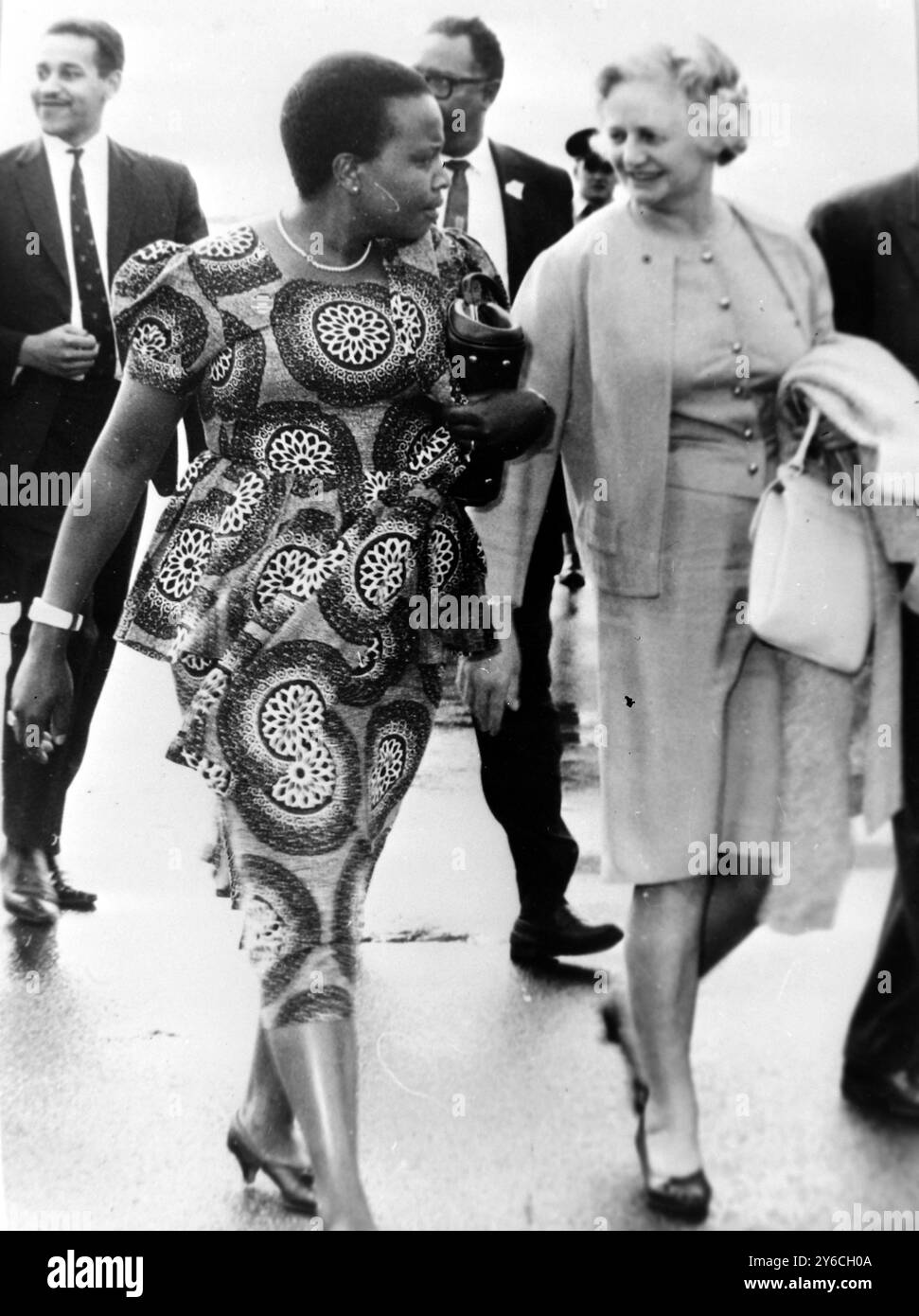 EDNA MAY KENYATTA WIFE OF PREMIER JOMO AT INDEPENDENCE DAY CELEBRATION ...