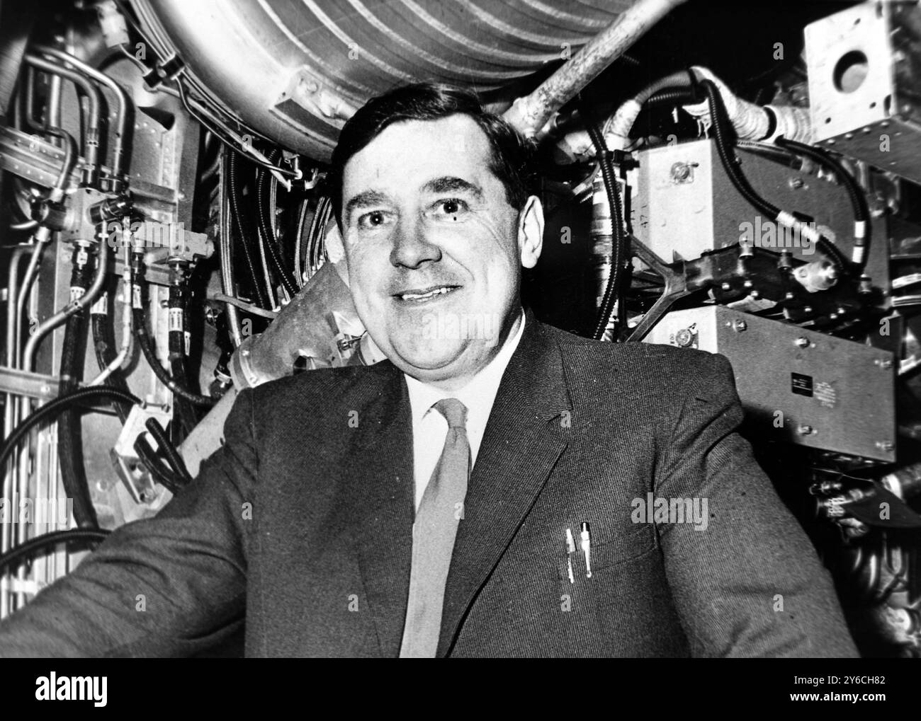 ENGINEER TOM JONES WITH BLUE STREAK / ; 6 DECEMBER 1963 Stock Photo - Alamy