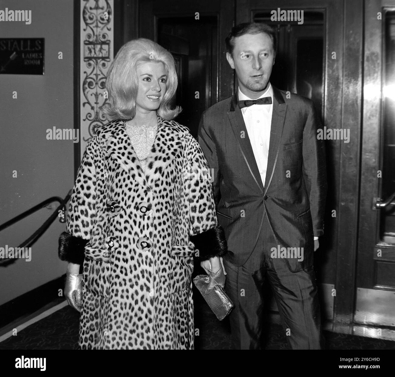 JOHN BLOOM MILLIONAIRE AT FILM PREMIEREIN LONDON WITH WIFE ; 5 DECEMBER ...