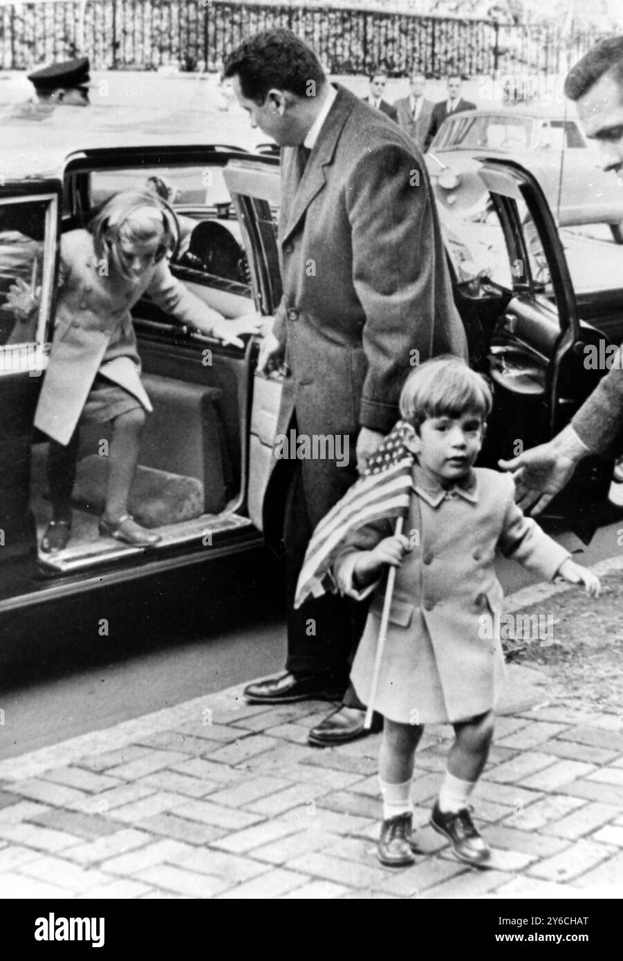 JACQUELINE JACKIE KENNEDY WITH DAUGHTER CAROLINE AND SON JOHN IN ...