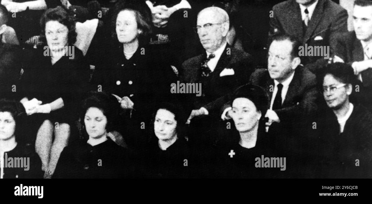 US AMERICAN PRESIDENT LYNDON B JOHNSON FAMILY DURING JOINT SESSION OF ...