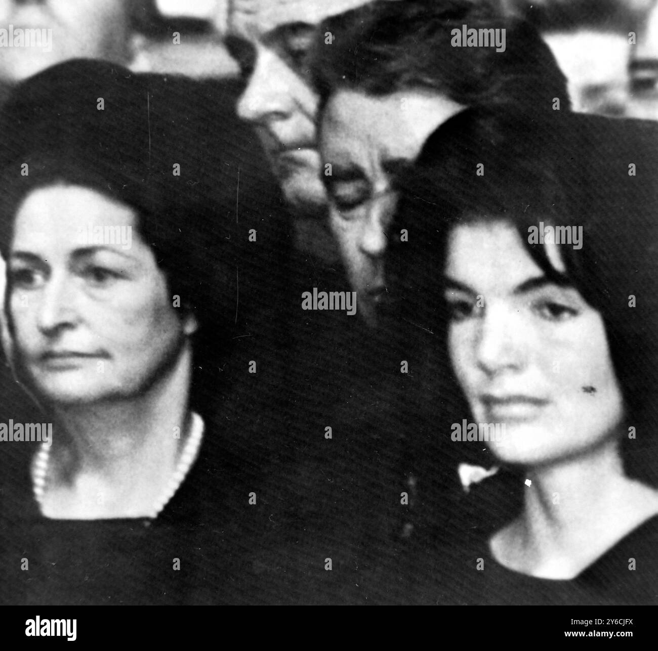 FUNERAL OF US AMERICAN PRESIDENT JOHN F KENNEDY JFK - WIFE JACKIE WITH ...