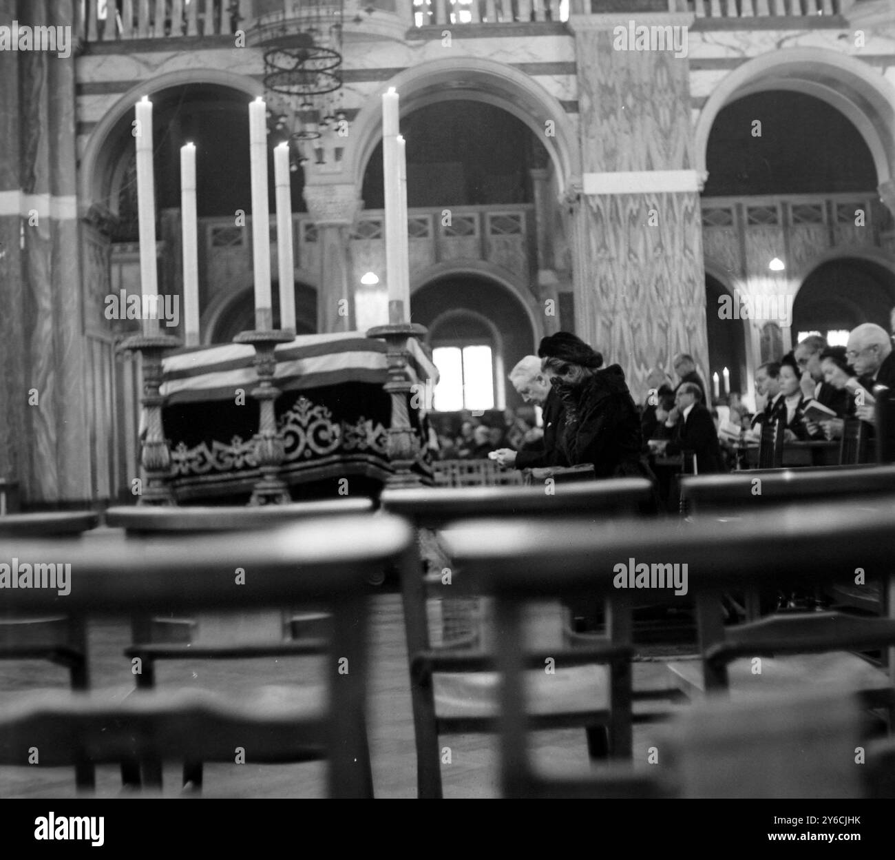 MASS SPECIAL SERVICE AT WESTMINSTER CATHEDRAL IN LONDON FOR KILLED ...