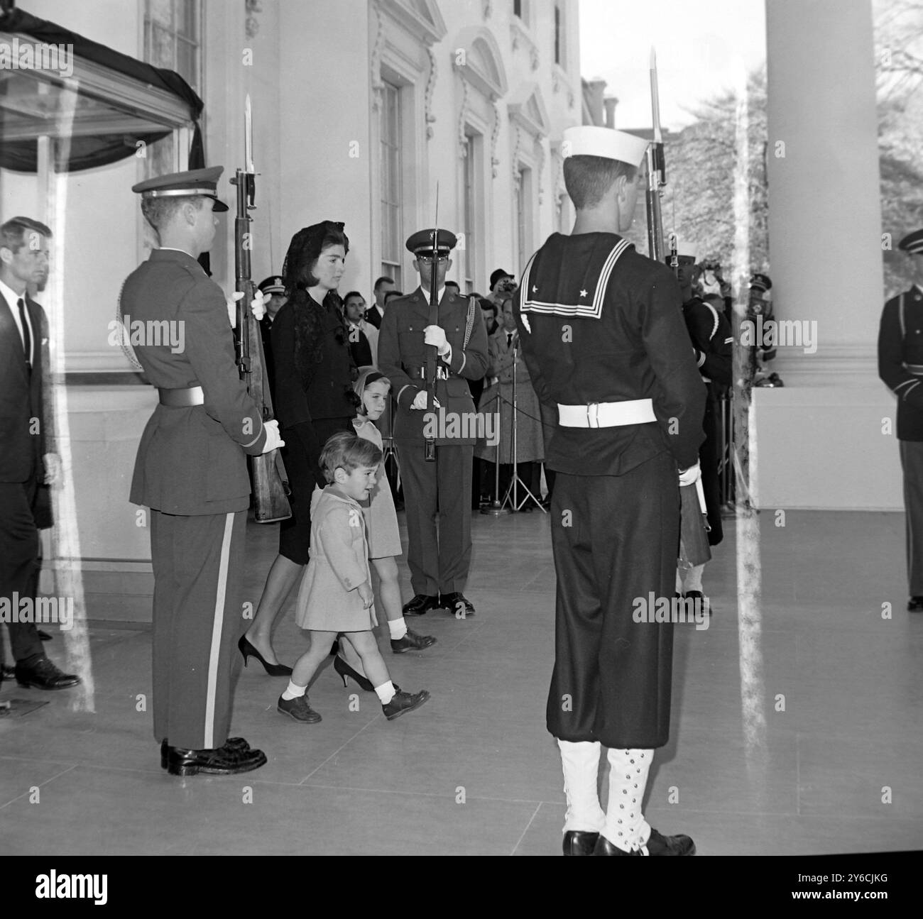Kennedy jackie funeral 1963 Black and White Stock Photos & Images - Alamy