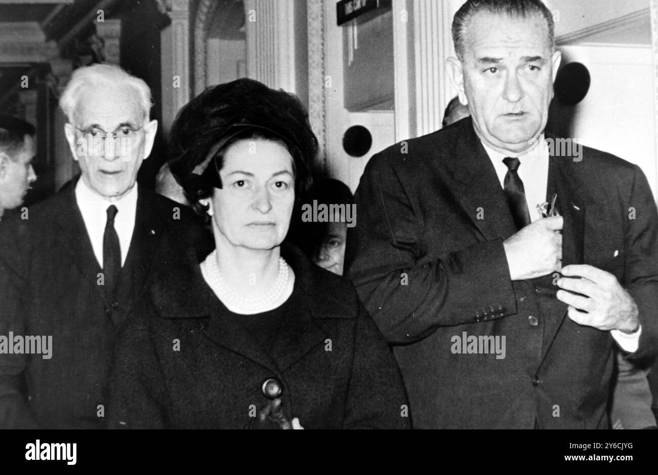 US AMERICAN PRESIDENT LYNDON B JOHNSON WITH WIFE CLAUDIA LADYBIRD ...