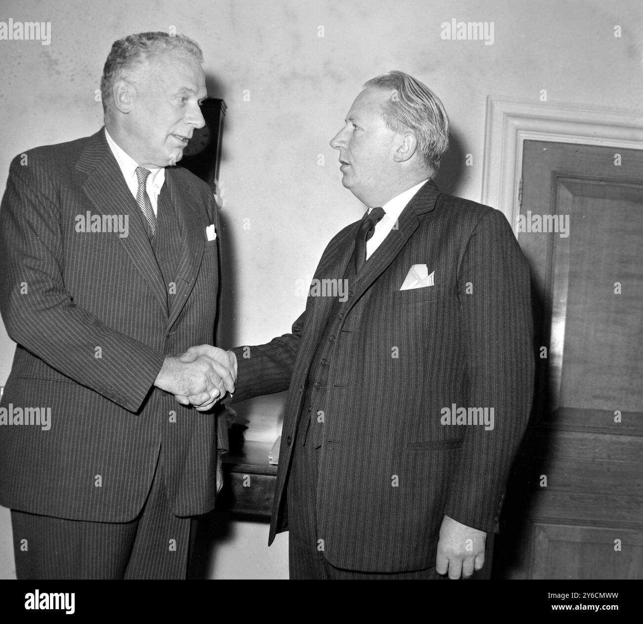 EDWARD HEATH WITH GEORGE BALL IN LONDON / ; 15 NOVEMBER 1963 Stock ...
