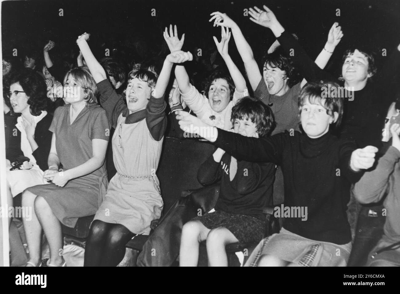 Beatles november 1963 fans beatles Black and White Stock Photos ...
