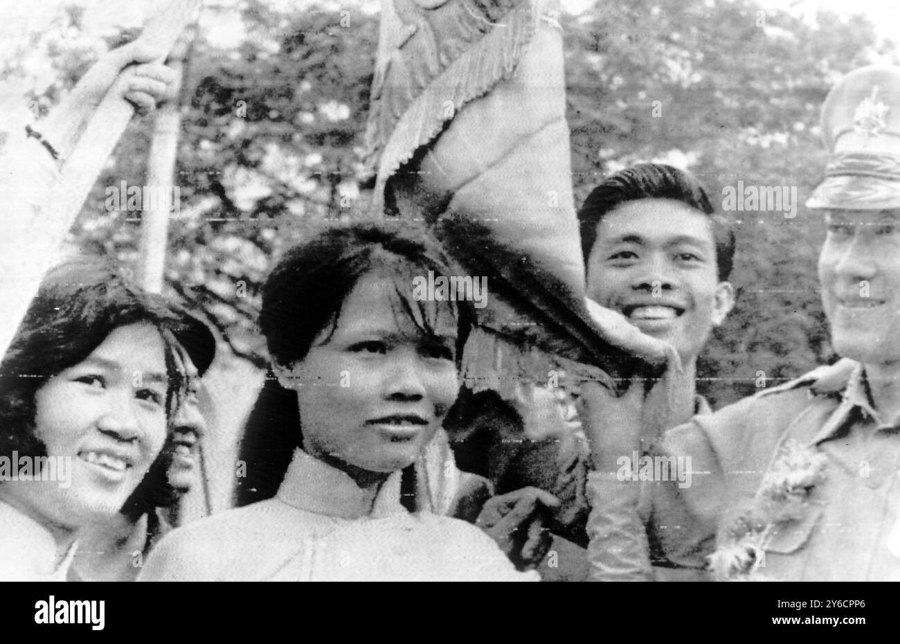 TRAN VAN DON MAJOR GENERAL AT COUP D'ETAT IN SAIGON, VIETNAM / ; 4 ...
