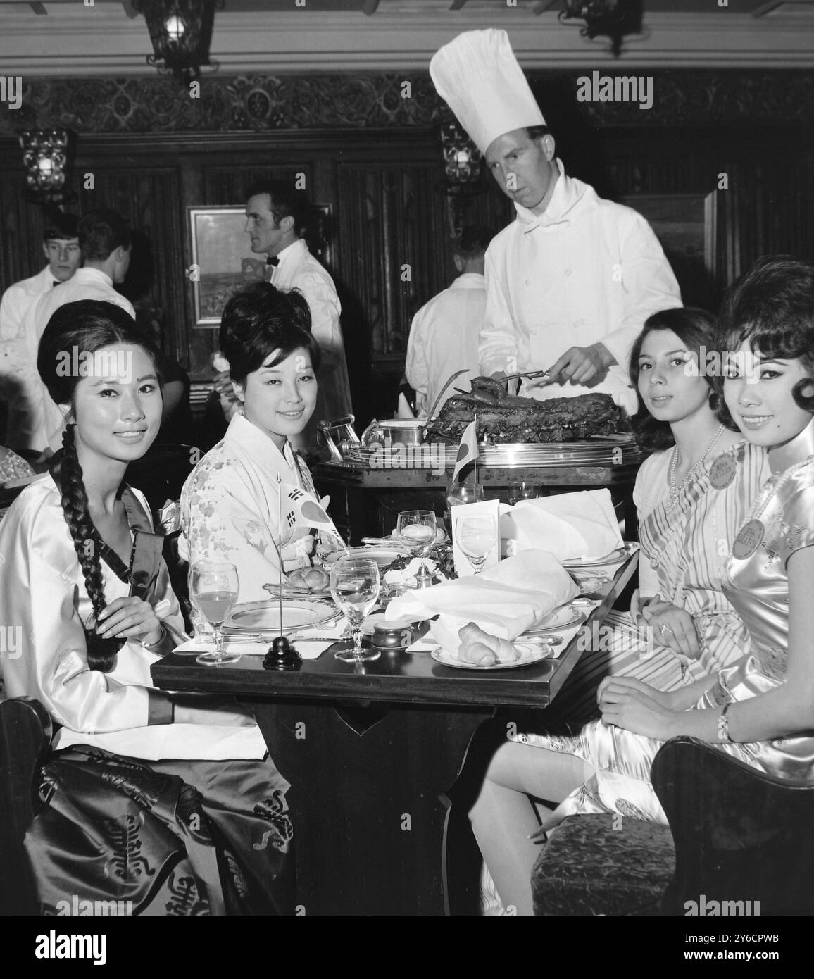 Beauty contest miss world hi-res stock photography and images - Alamy