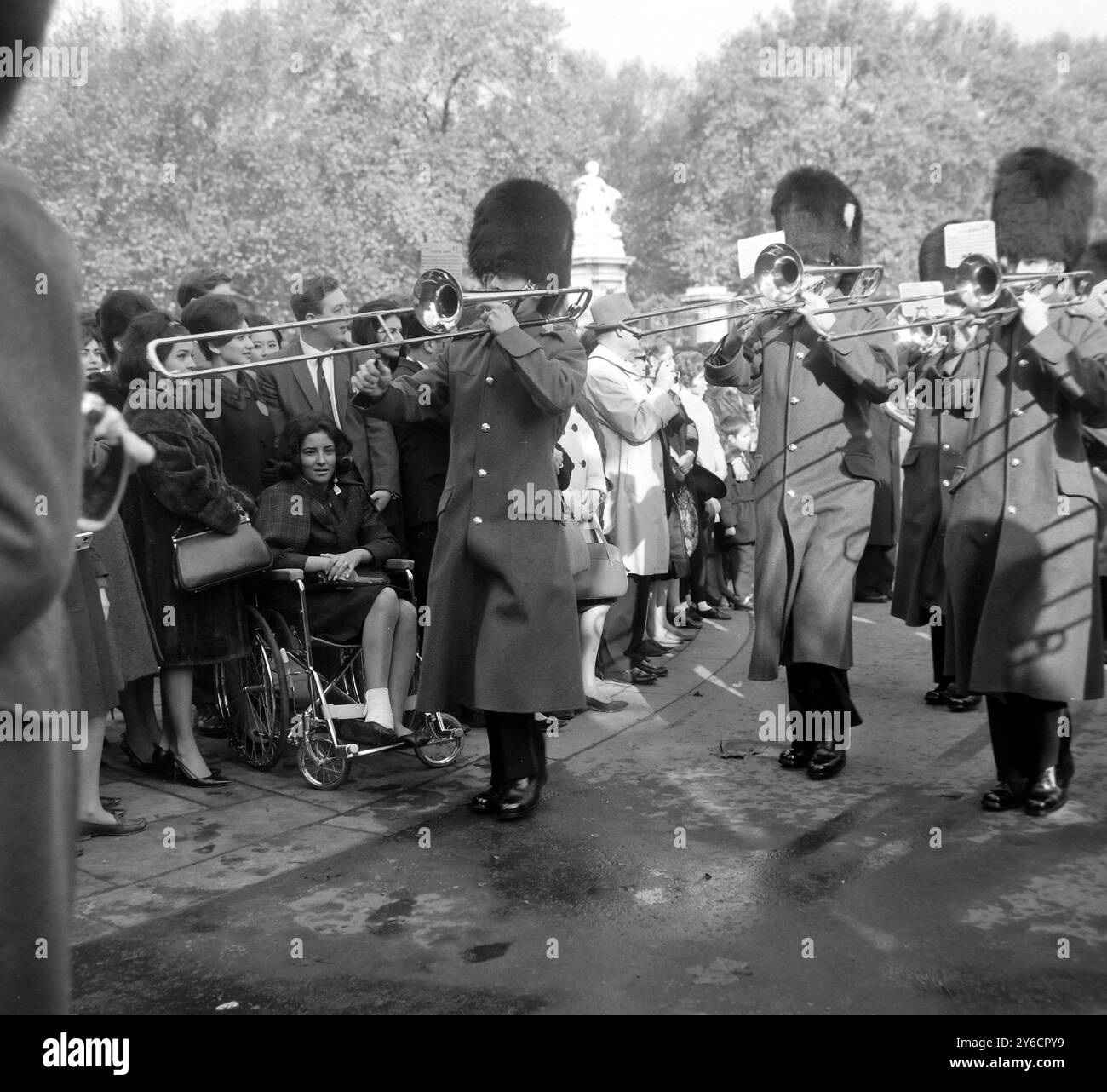 Miss spain encarnacion zalabardo Black and White Stock Photos & Images ...