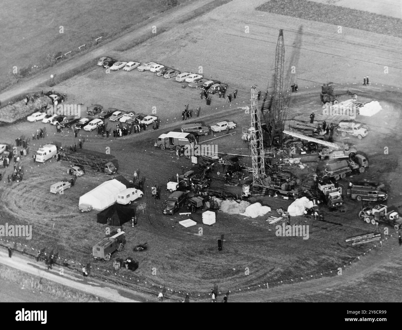 IRON ORE MINE FLOODED IN LANGEDE, GERMANY - 3 MINERS TRAPPED ; 30 ...