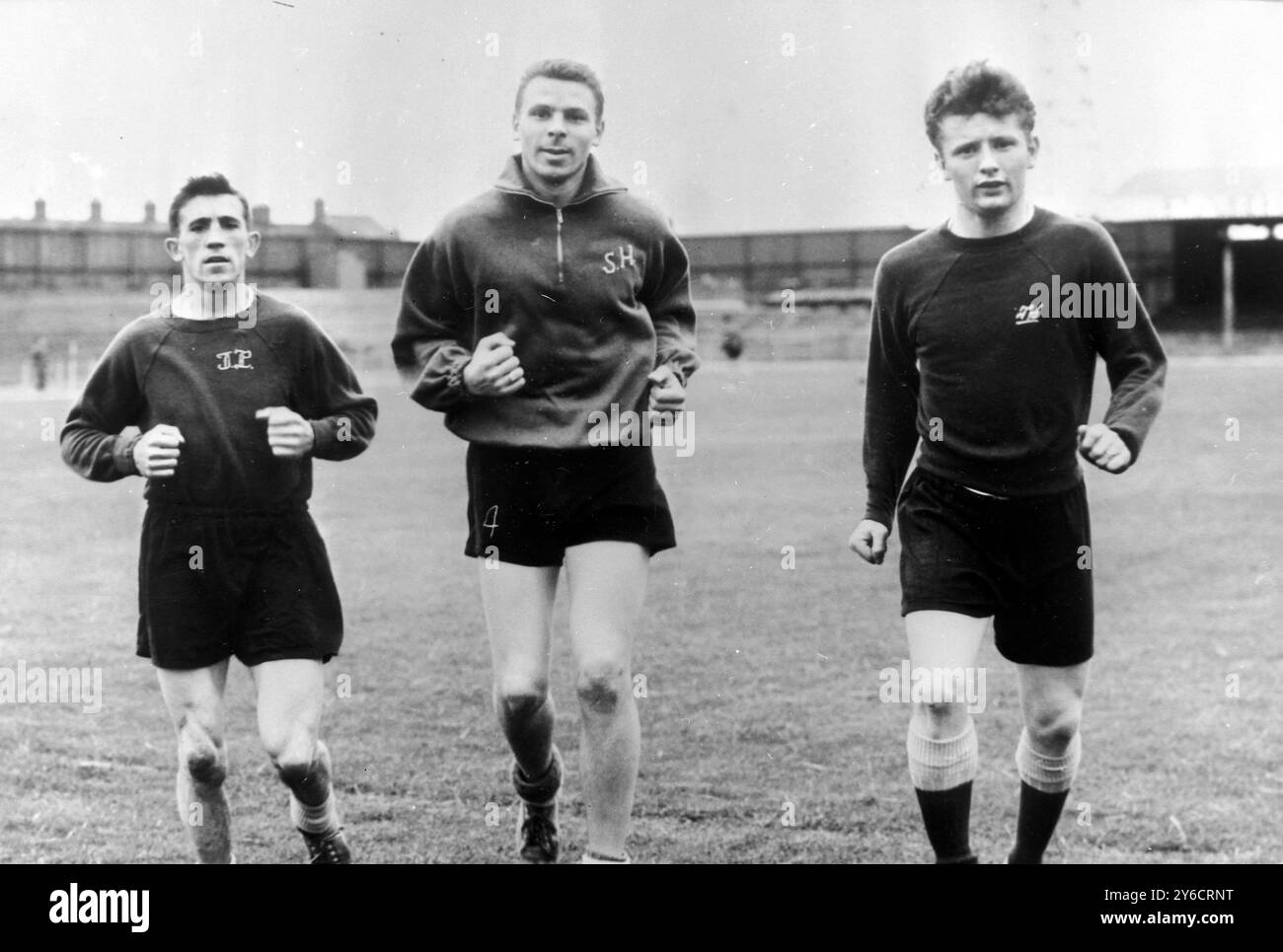 LINFIELD PLAYERS IN TRAINING - ISIAC ANDREWS, TOMMY STUART AND SAM ...