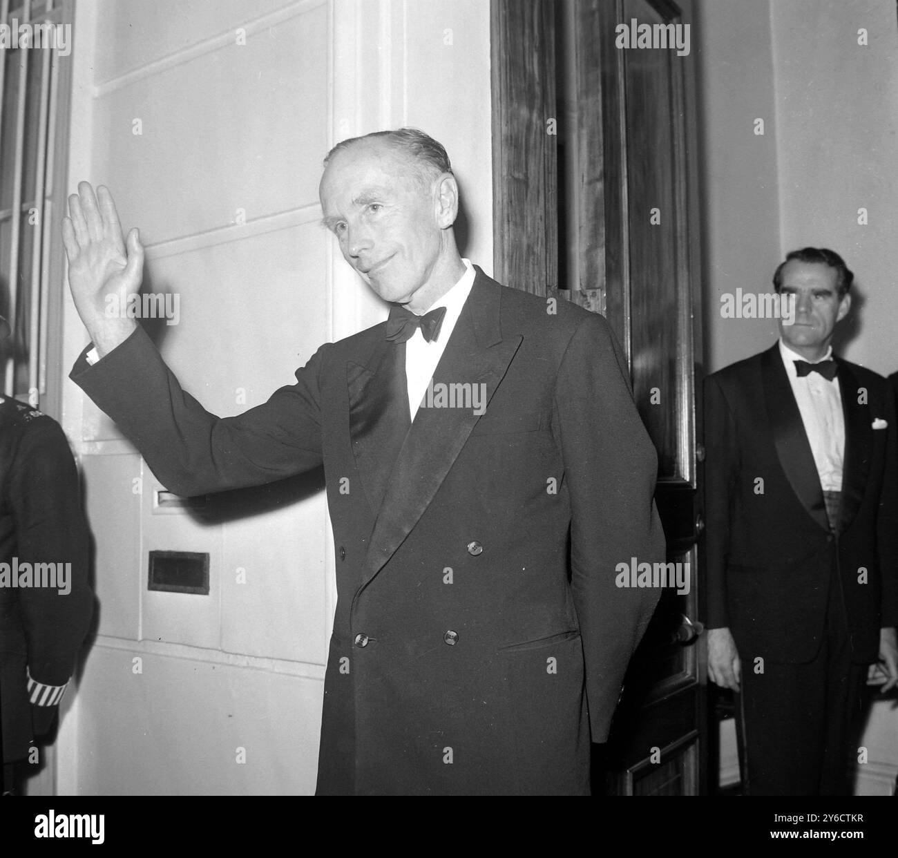 LORD ALEC DOUGLAS HOME TO HAVE DINNER WITH PREMIER OF LAOS IN LONDON ...