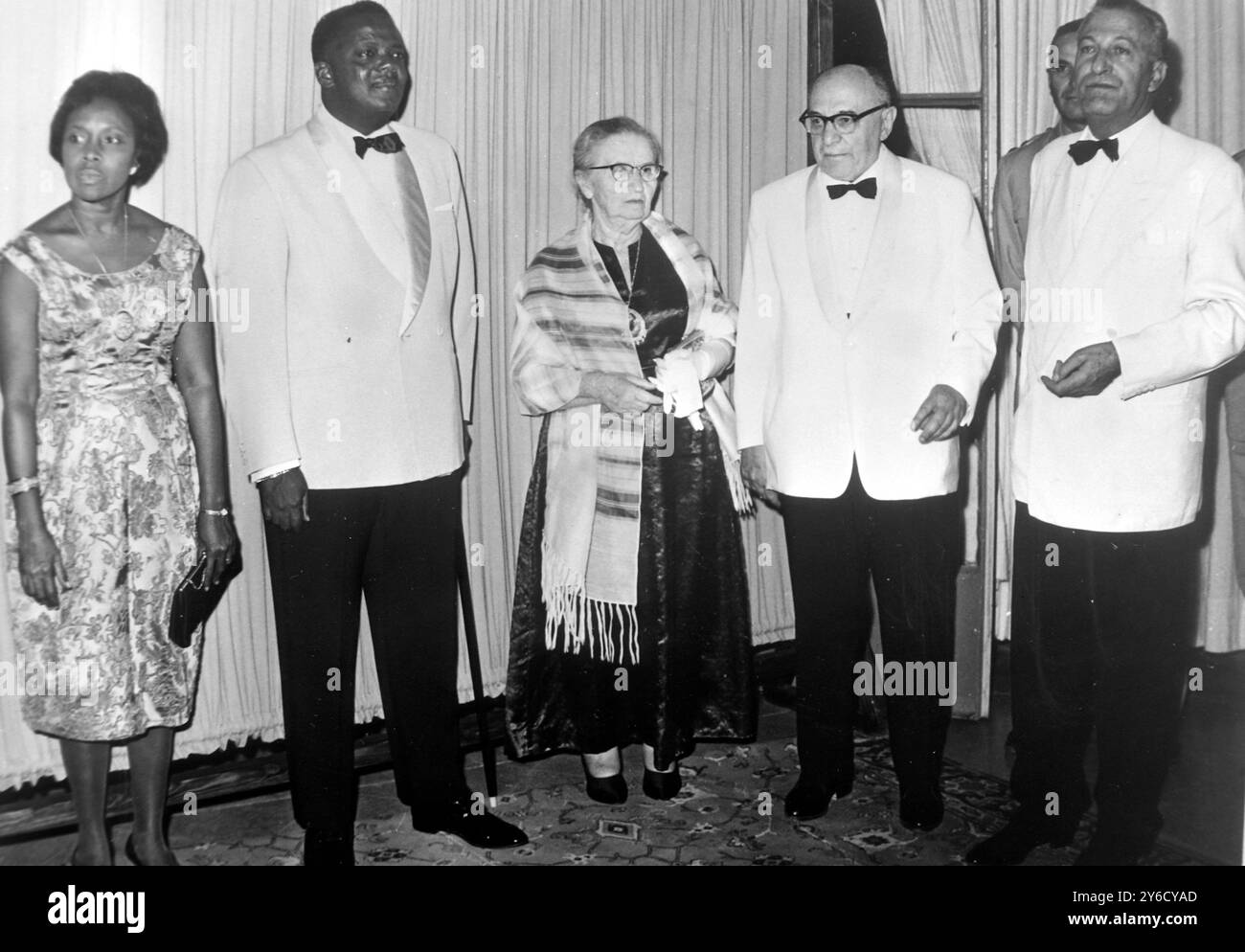 PRESIDENT OF DAHOMEY HUBERT MAGA AND PRESIDENT OF ISRAEL SHAZAR WITH ...