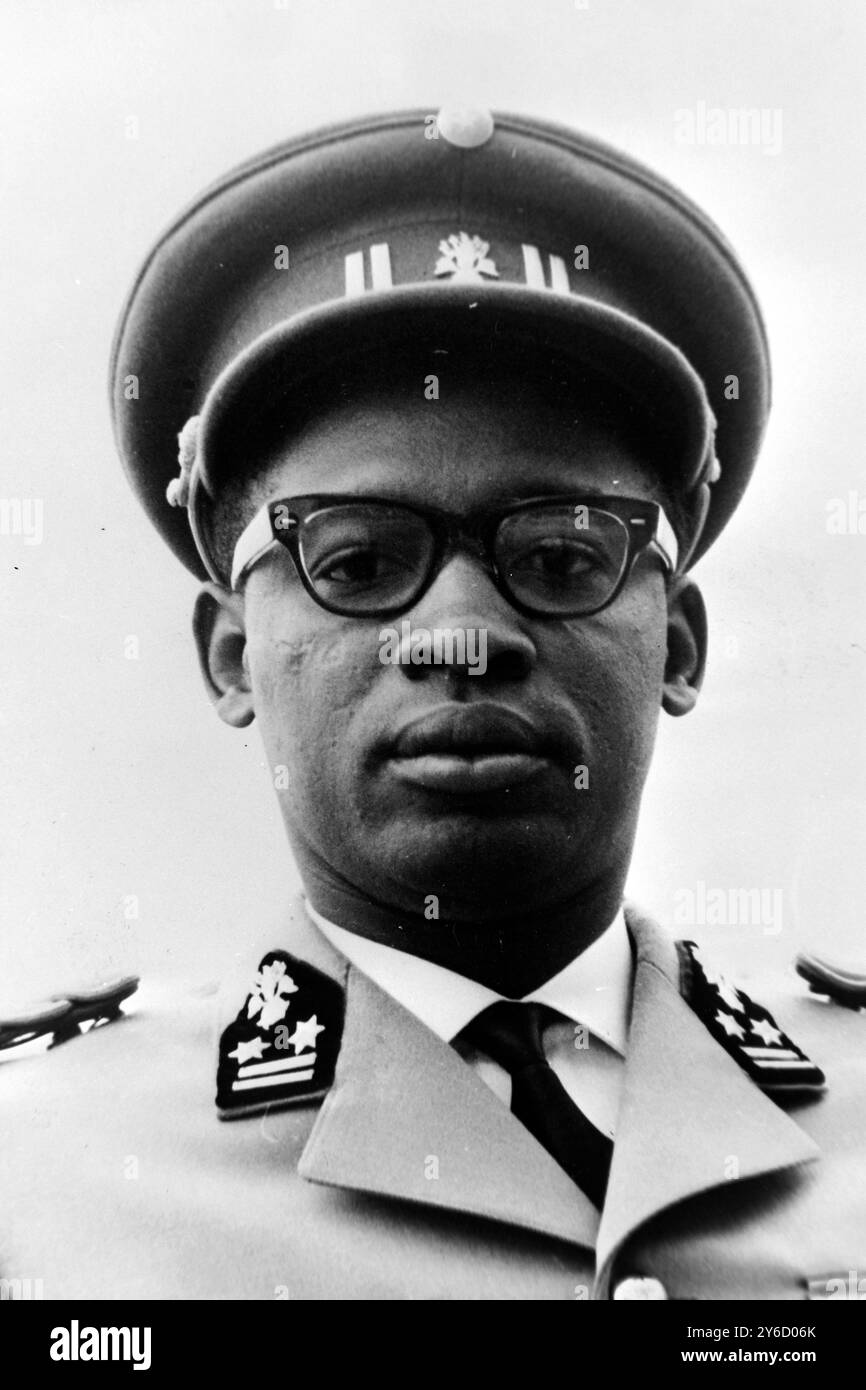 JOSEPH MOBUTU COMMANDER-IN-CHIEF OF THE CONGO ARMY / ; 27 SEPTEMBER ...