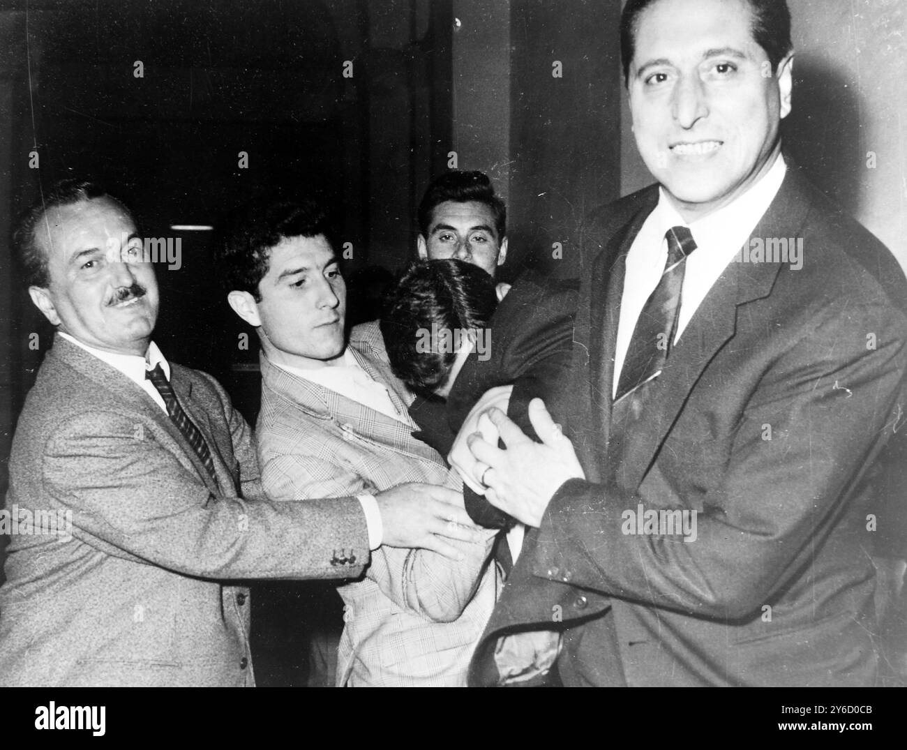 MAFIA MAN ACCUSED OF MAFIA KILLING - HUSTLED BY POLICE IN MILAN, ITALY ...