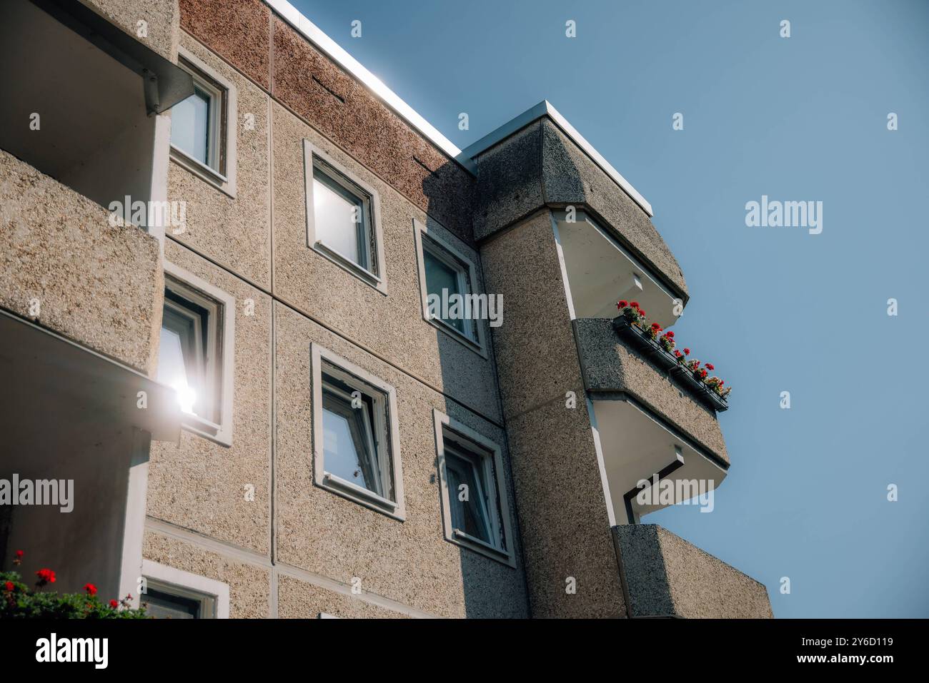 DDR Neubaublock Dessau Neubaublock aus der DDR in Dessau-Rosslau nähe ...