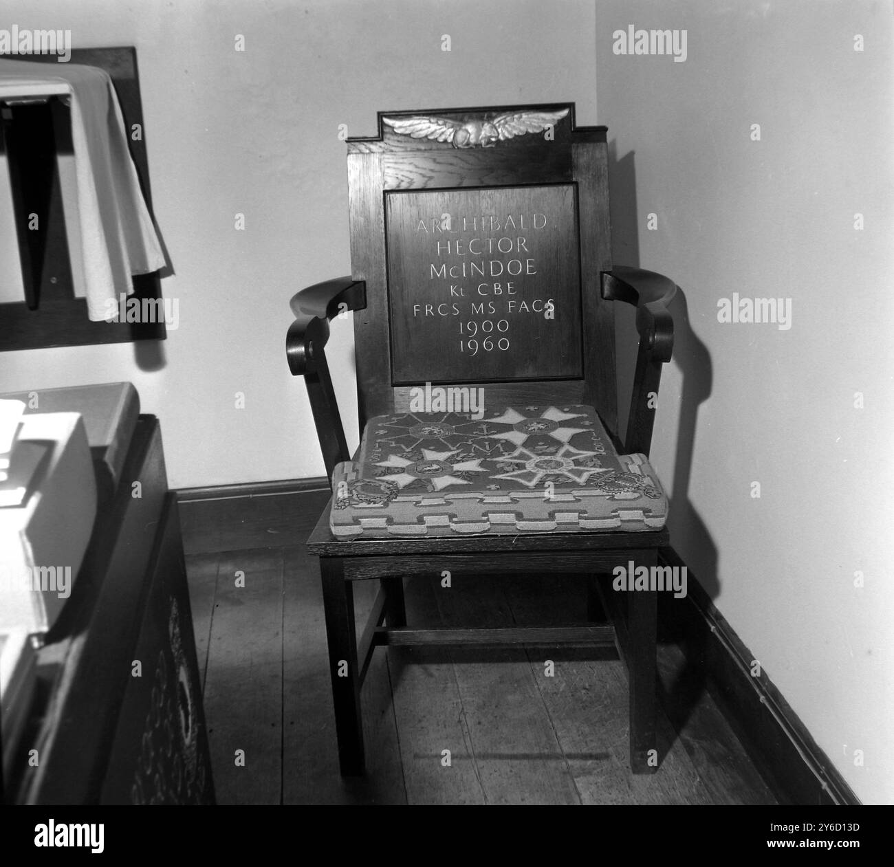 LADY MCINDOE EPISCOPAL CHAIR / ; 20 SEPTEMBER 1963 Stock Photo - Alamy