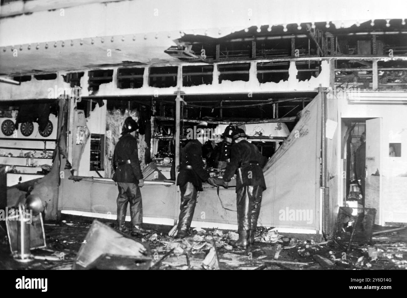 FIRE DREAMLAND GUTTED BY FIRE IN MARGATE ; 18 SEPTEMBER 1963 Stock ...
