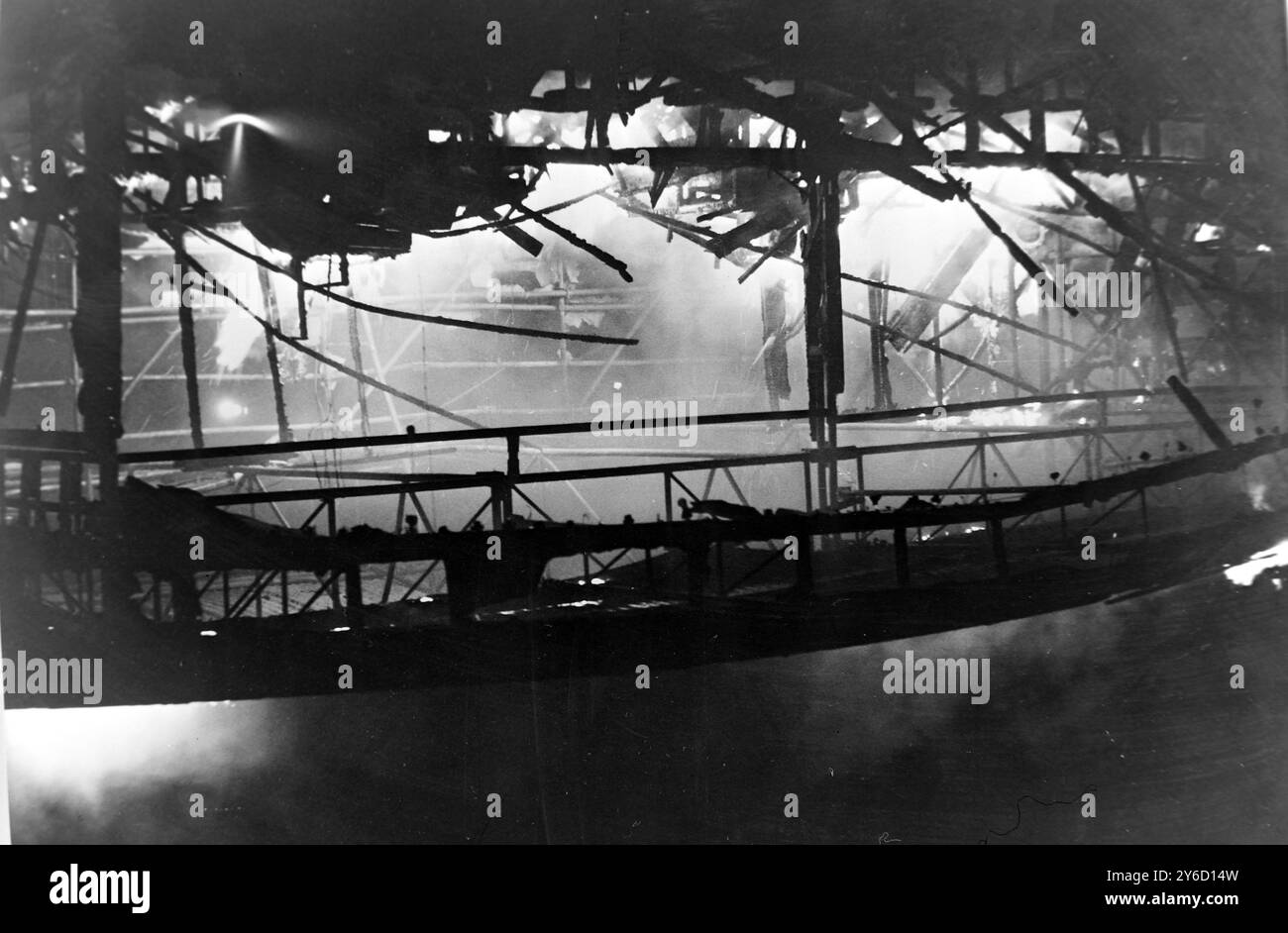 FIRES DREAMLAND GUTTED BY FIRE IN MARGATE ; 18 SEPTEMBER 1963 Stock ...