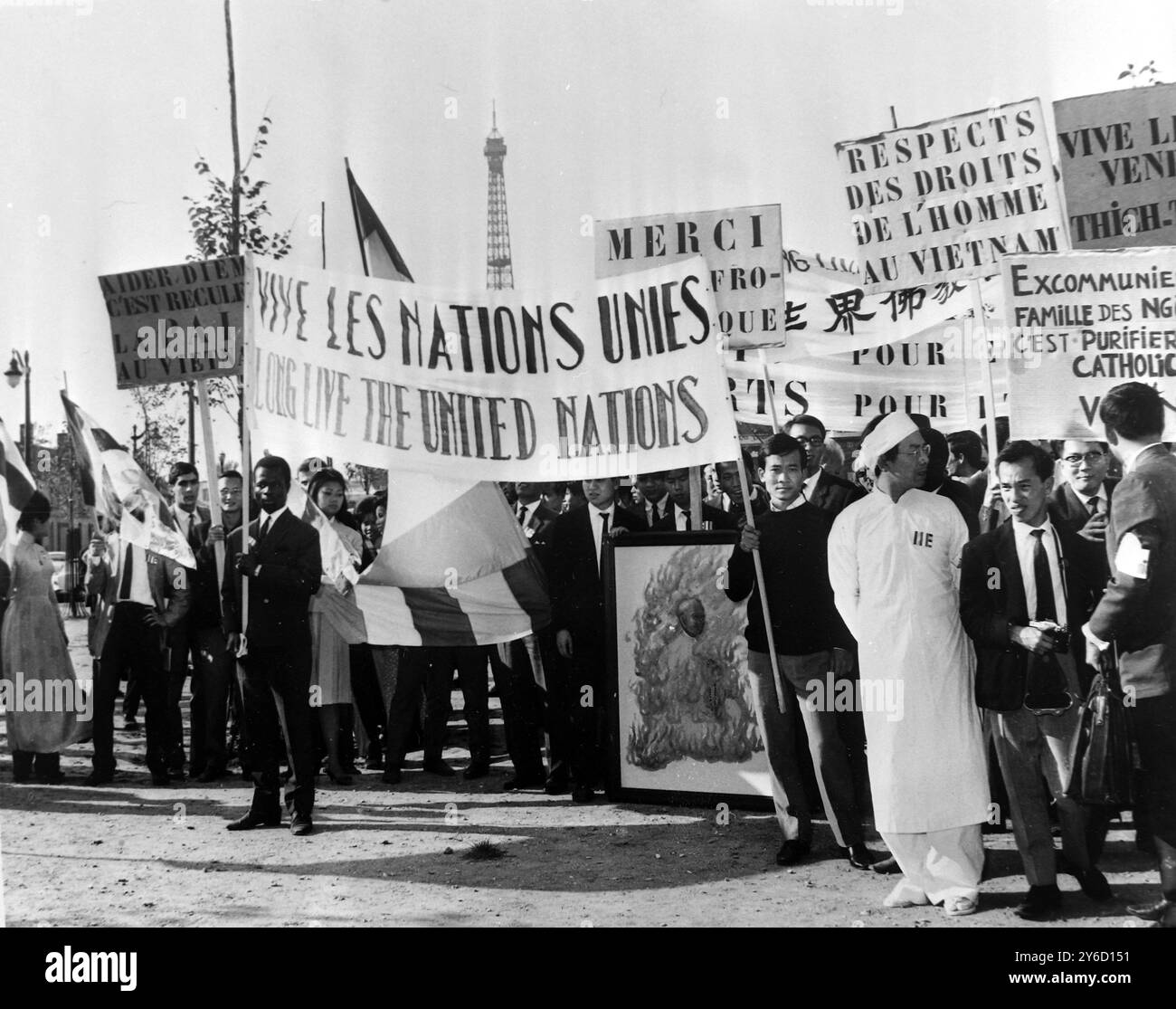Demonstration of vietnamese hi-res stock photography and images - Alamy
