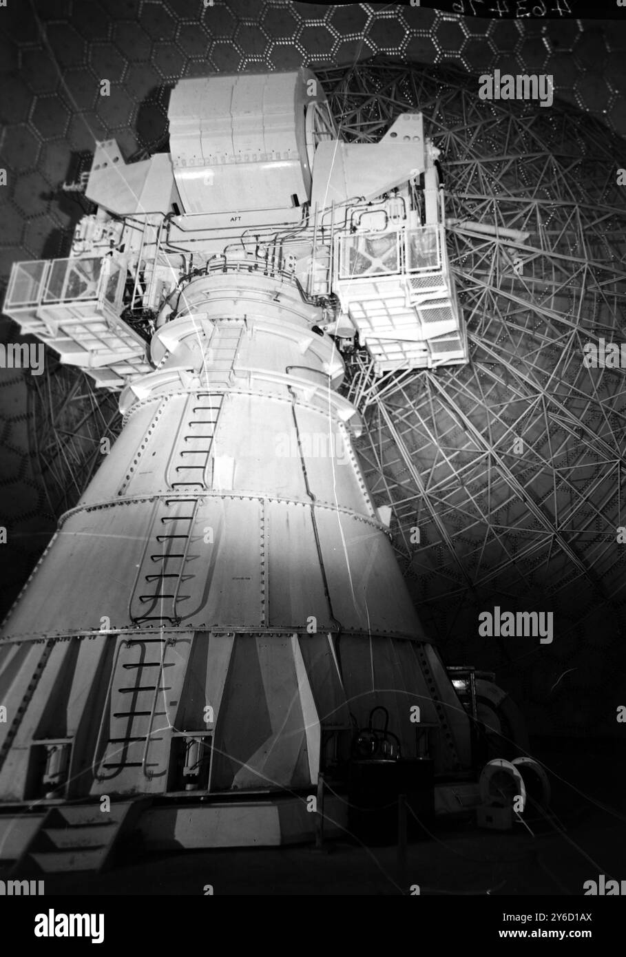 BALLISTIC MISSILES WARNING STATION IN FYLINGDALES, YORKSHIRE ; 16 ...