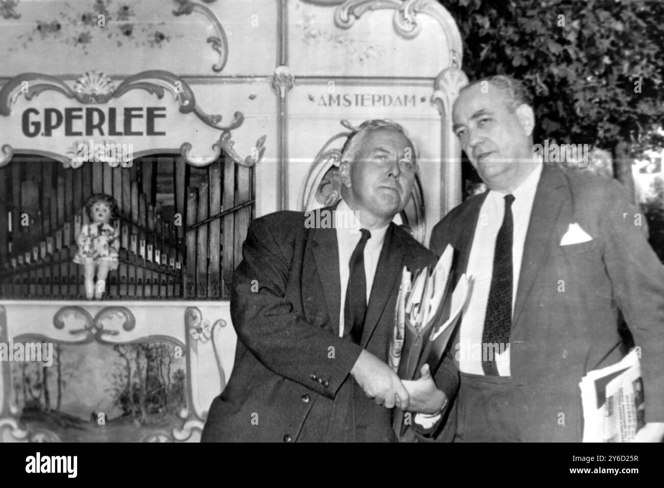BRITISH LABOUR LEADER HAROLD WILSON WITH TOM DRIBERG IN AMSTERDAM ...