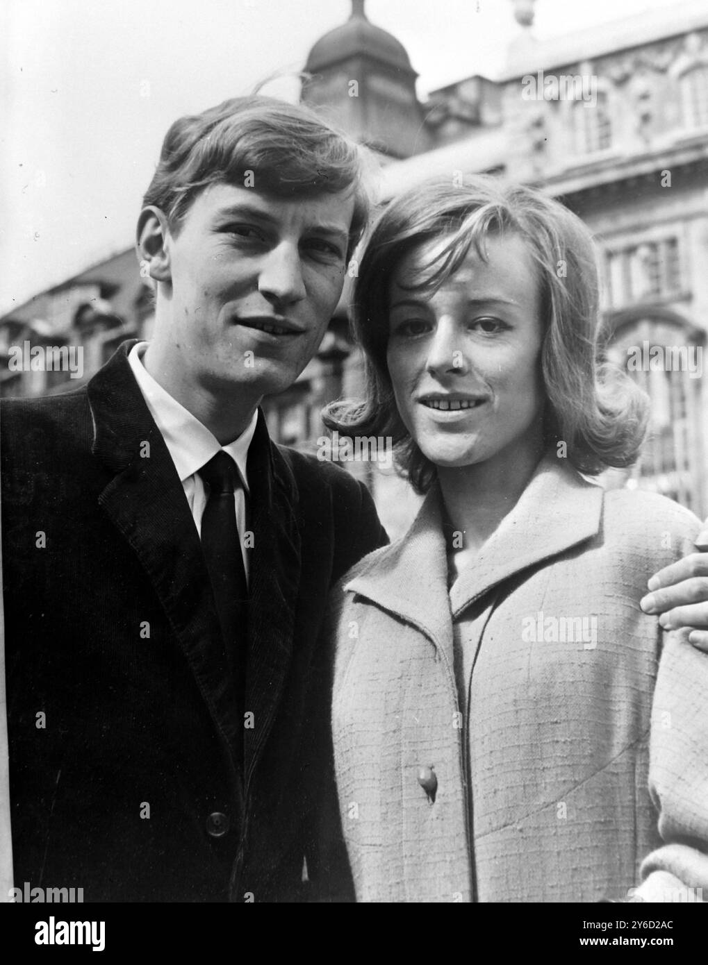 GEOFFREY WHITEHEAD ACTOR WITH FIANCE HANEFEY IN LONDON / ; 9 SEPTEMBER ...