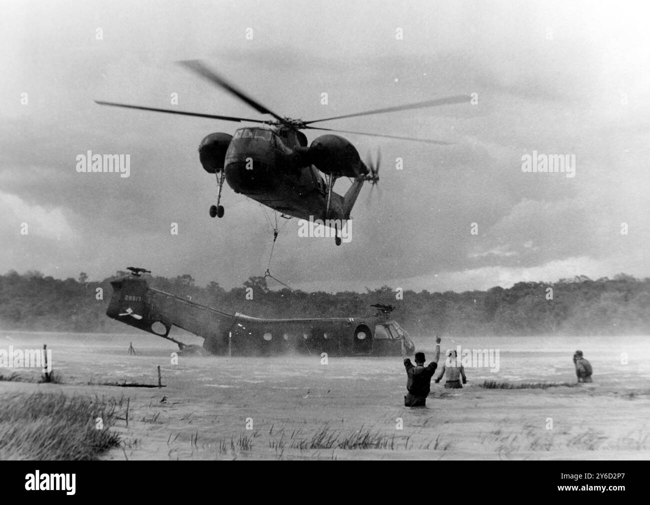 AVIATION H21 HELICOPTER HELD BY VIETNAMESE - RESCUE MISSION IN SAIGON ...