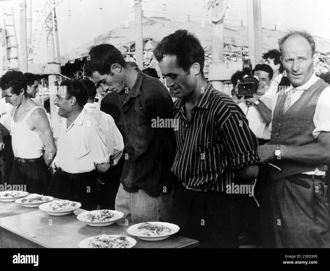 EATING SPAGHETTI MARATHON COMPETITION IN ROME, ITALY / ; 3 SEPTEMBER ...