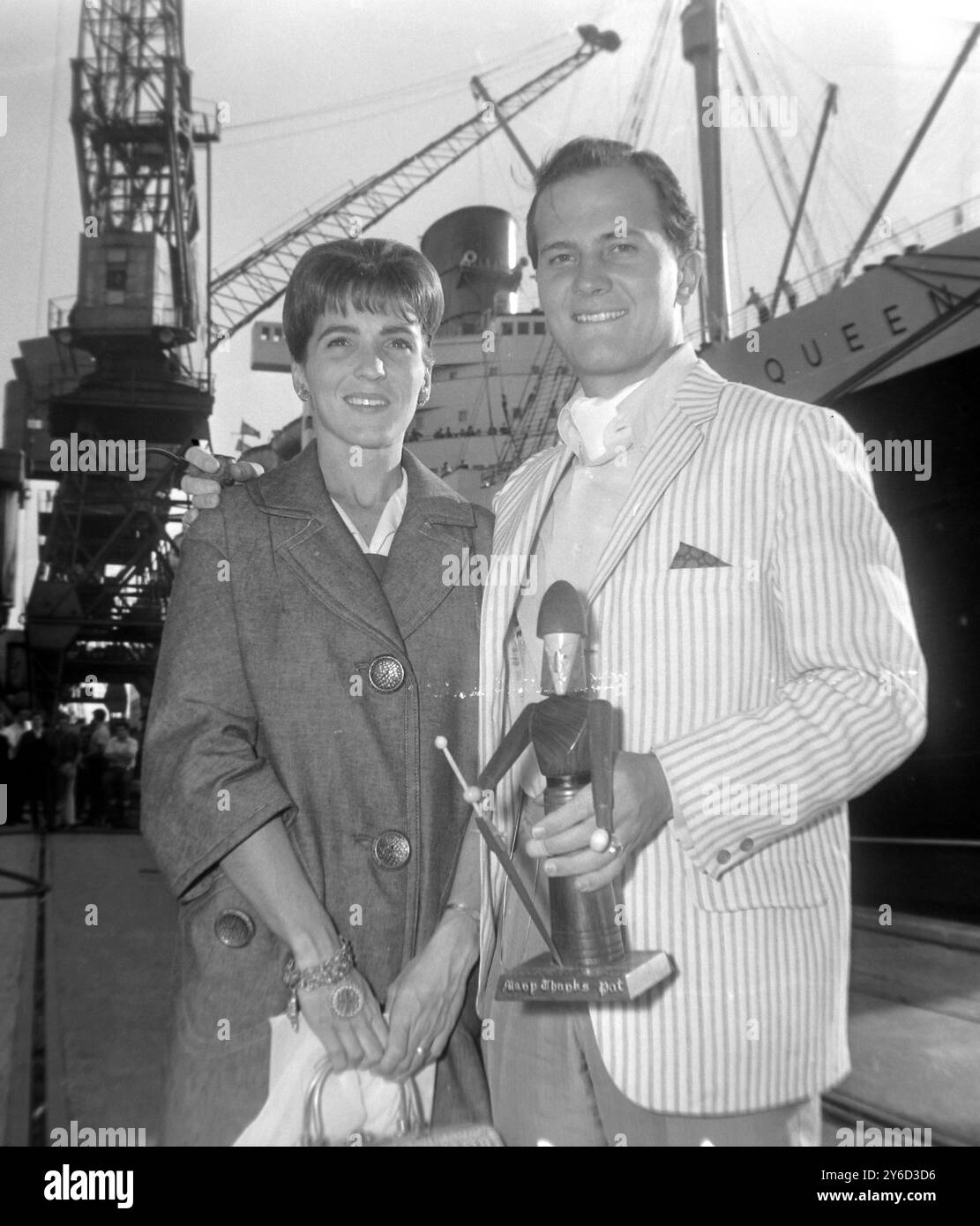 ACTOR PAT BOONE WITH WIFE ON QUEEN MARY LINER IN SOUTHAMPTON / ; 30 ...