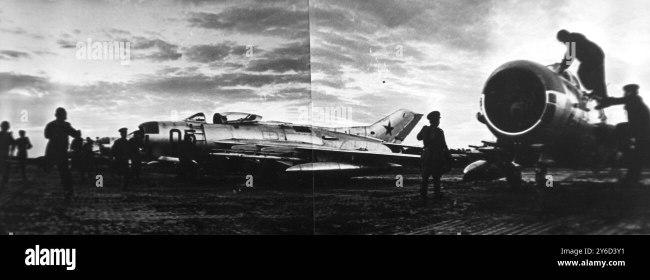 US AIR FORCE SOVIET PILOTS RUSH TO AIRCRAFTS AT DAWN ; 24 AUGUST 1963 ...