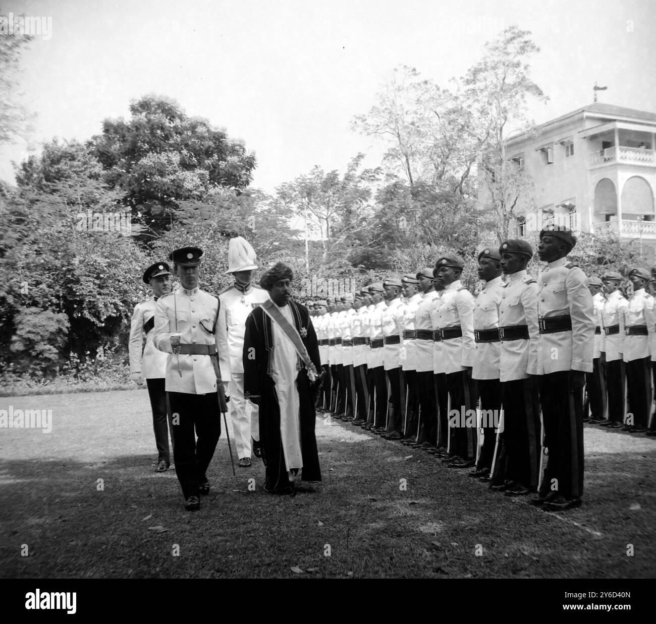 THE SULTAN OF ZANZIBAR SEYYID JAMSHID BIN ABDULLAH MOORING G INSPECT ...
